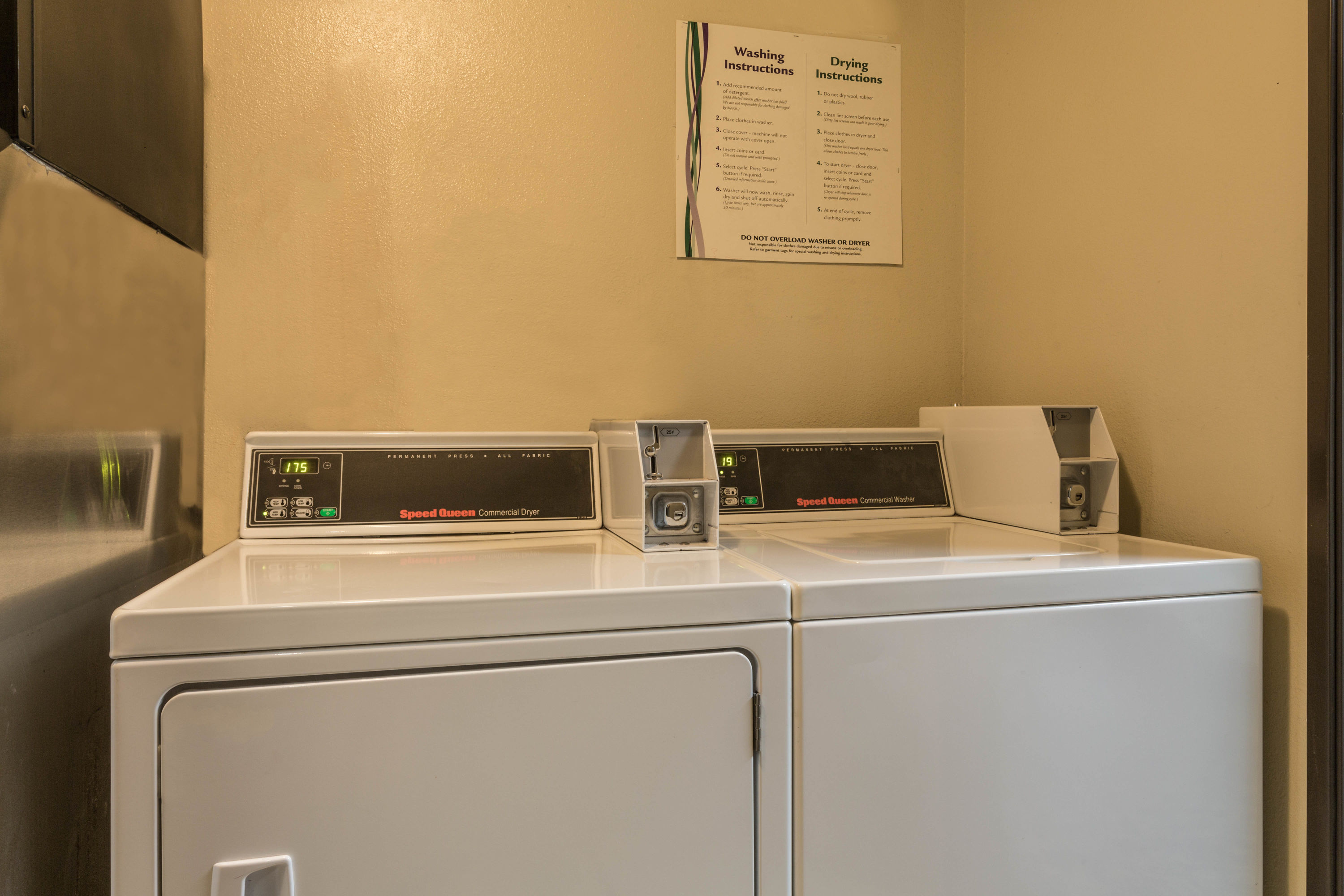 Days Inn & Suites by Wyndham East Flagstaff | Flagstaff, AZ Hotels