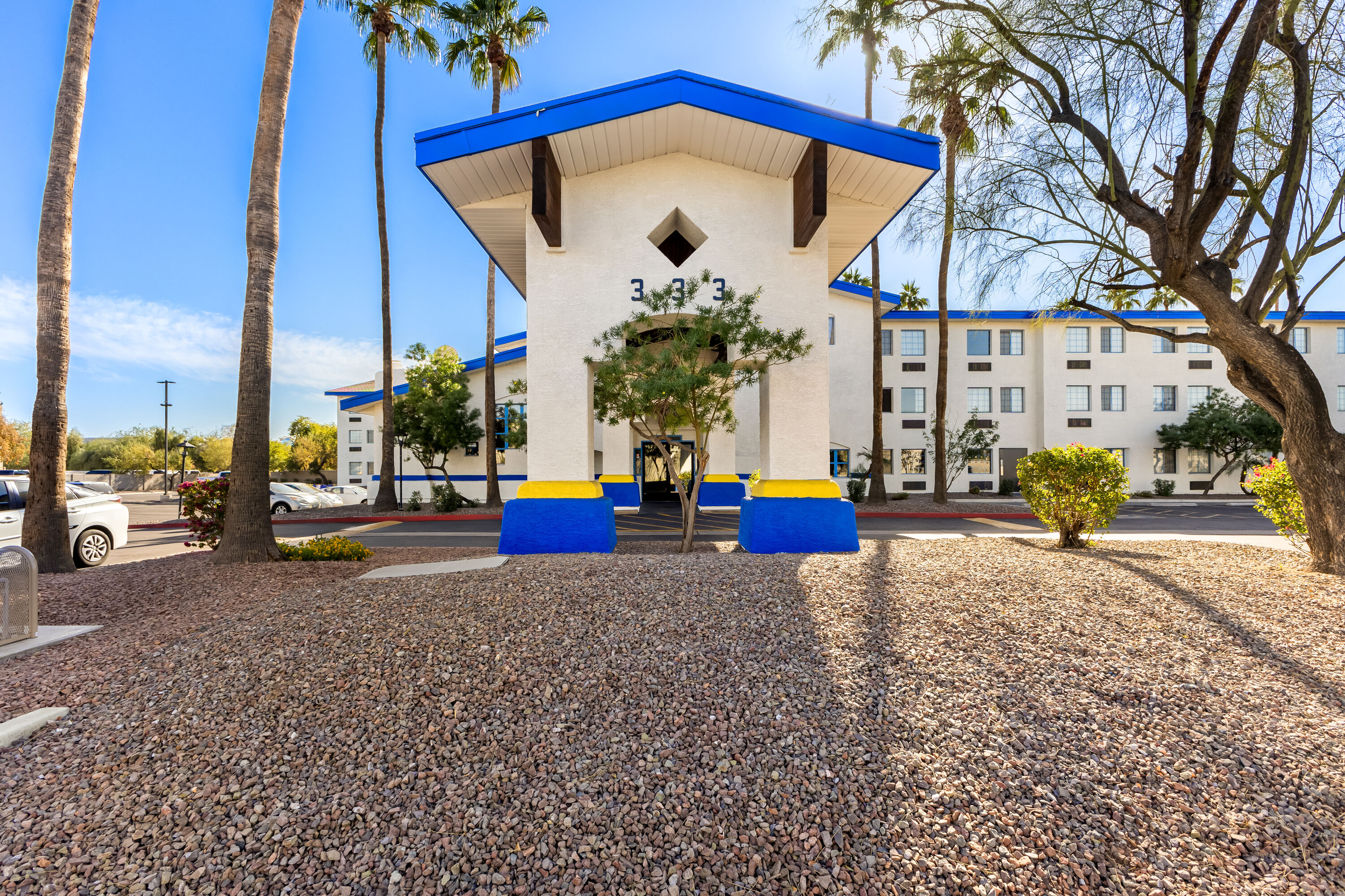 Days Inn & Suites by Wyndham Mesa Near Phoenix | Mesa, AZ Hotels