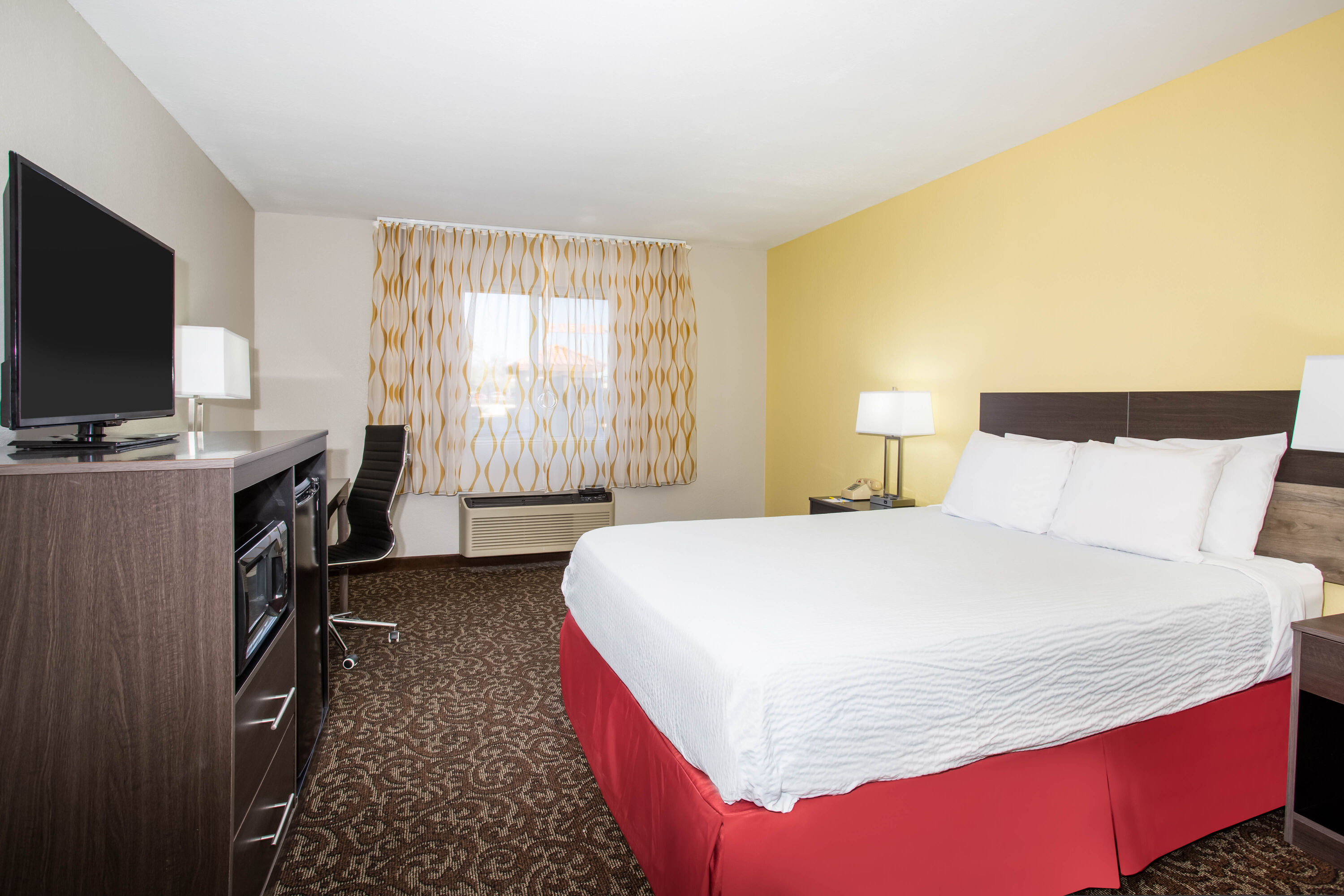 Days Inn by Wyndham Phoenix North | Phoenix, AZ Hotels
