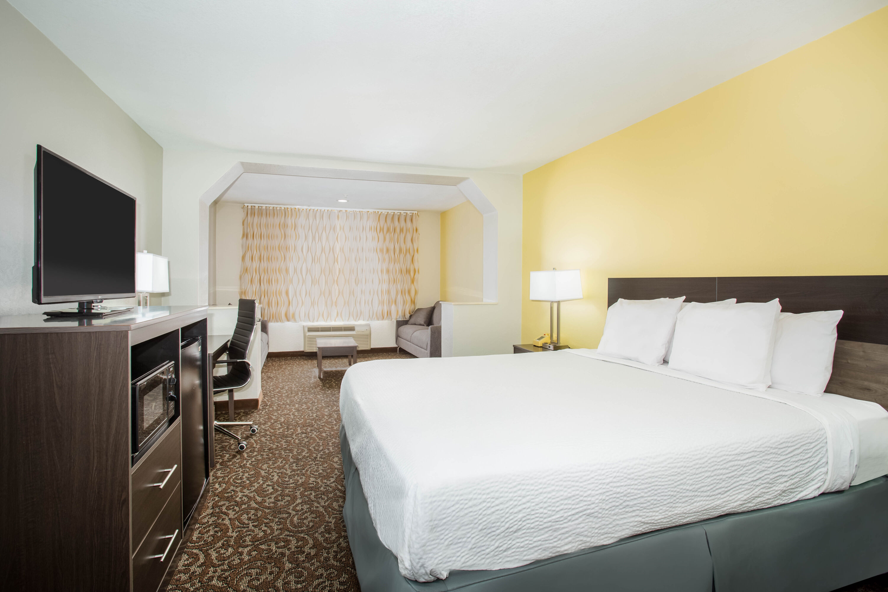 Days Inn by Wyndham Phoenix North | Phoenix, AZ Hotels