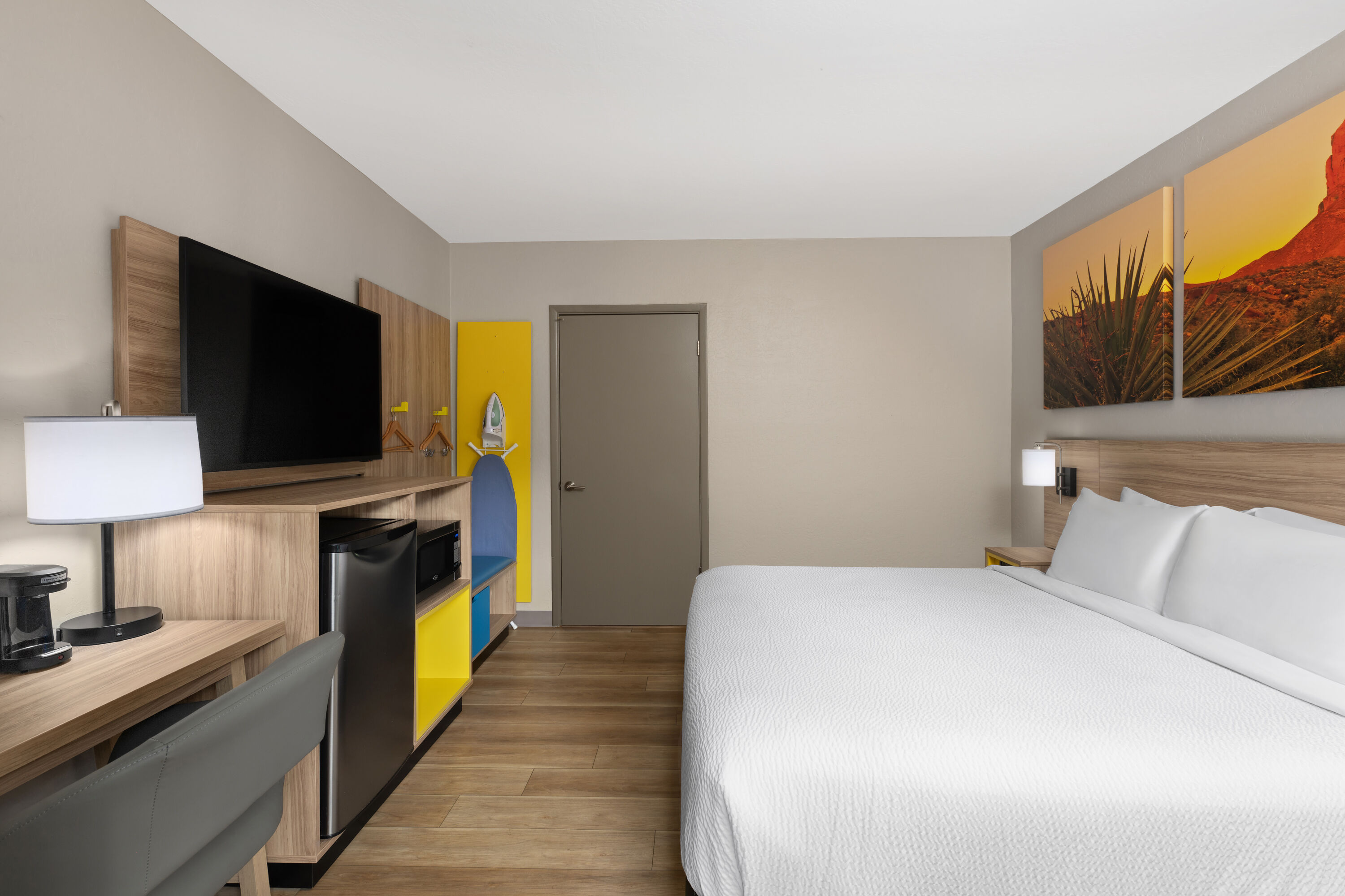 Days Inn by Wyndham Prescott | Prescott, AZ Hotels
