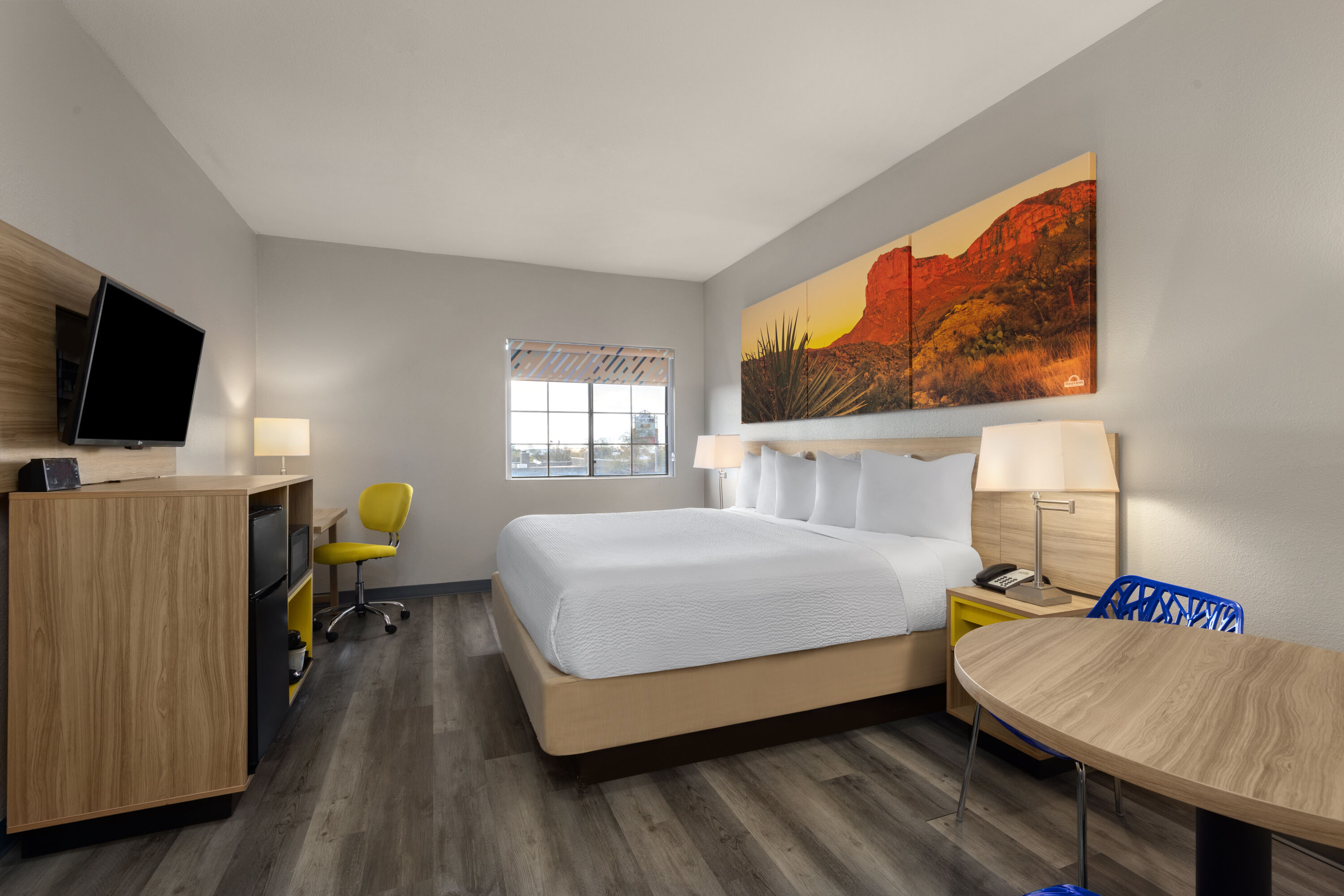 Days Inn & Suites by Wyndham Tucson/Marana | Tucson, AZ Hotels