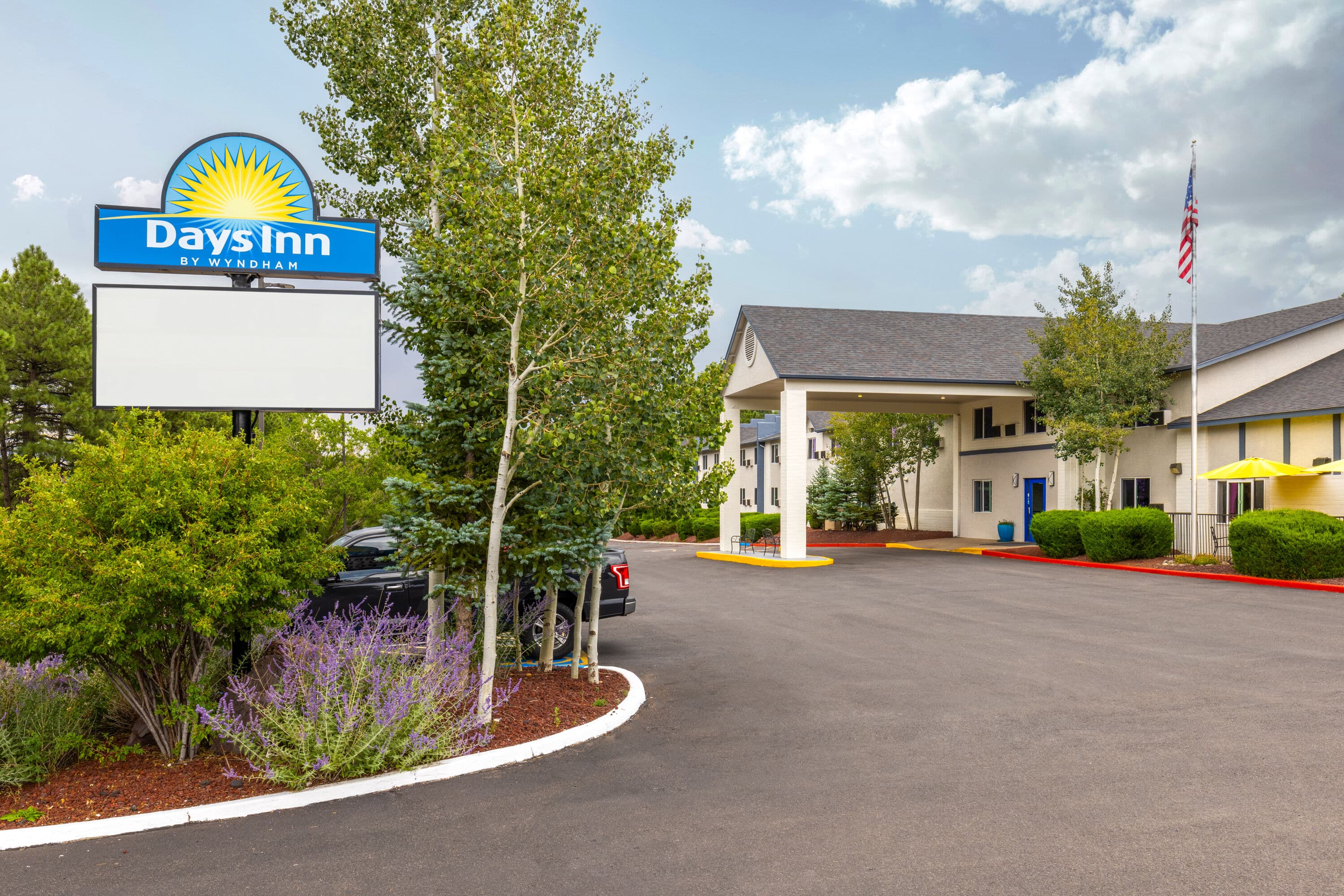 Days Inn by Wyndham Williams | Williams, AZ Hotels