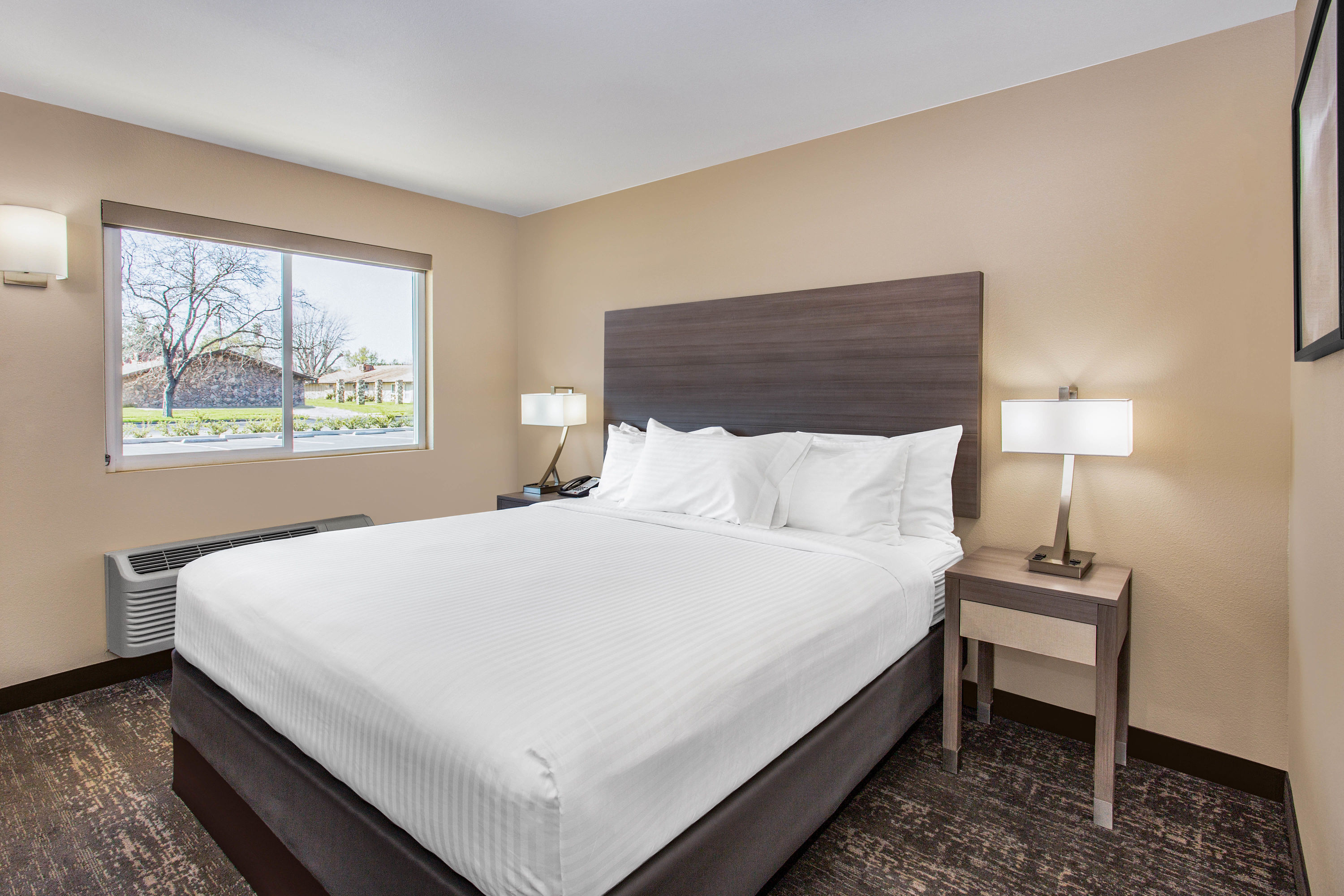 Days Inn by Wyndham Merced / Yosemite Area | Merced, CA Hotels