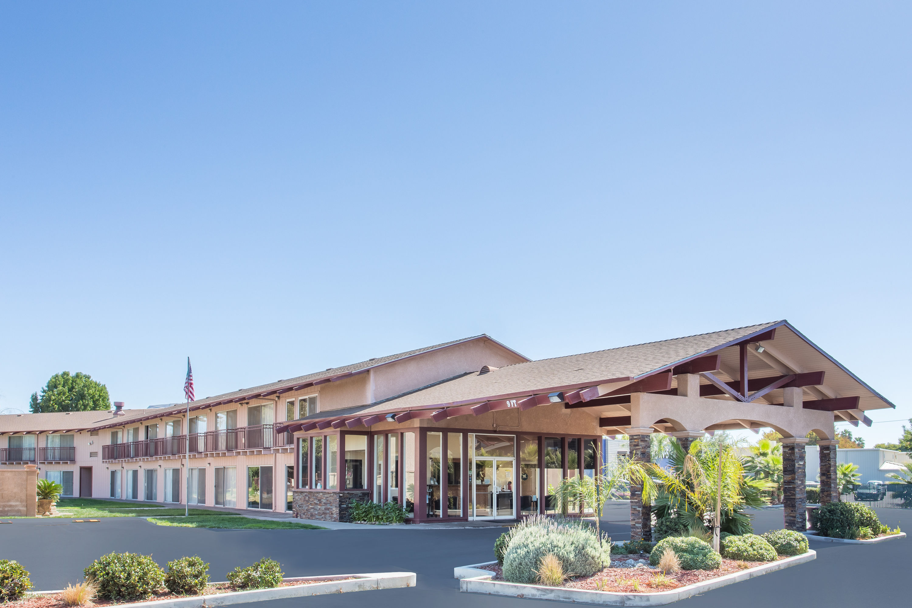 Days Inn by Wyndham Modesto | Modesto, CA Hotels