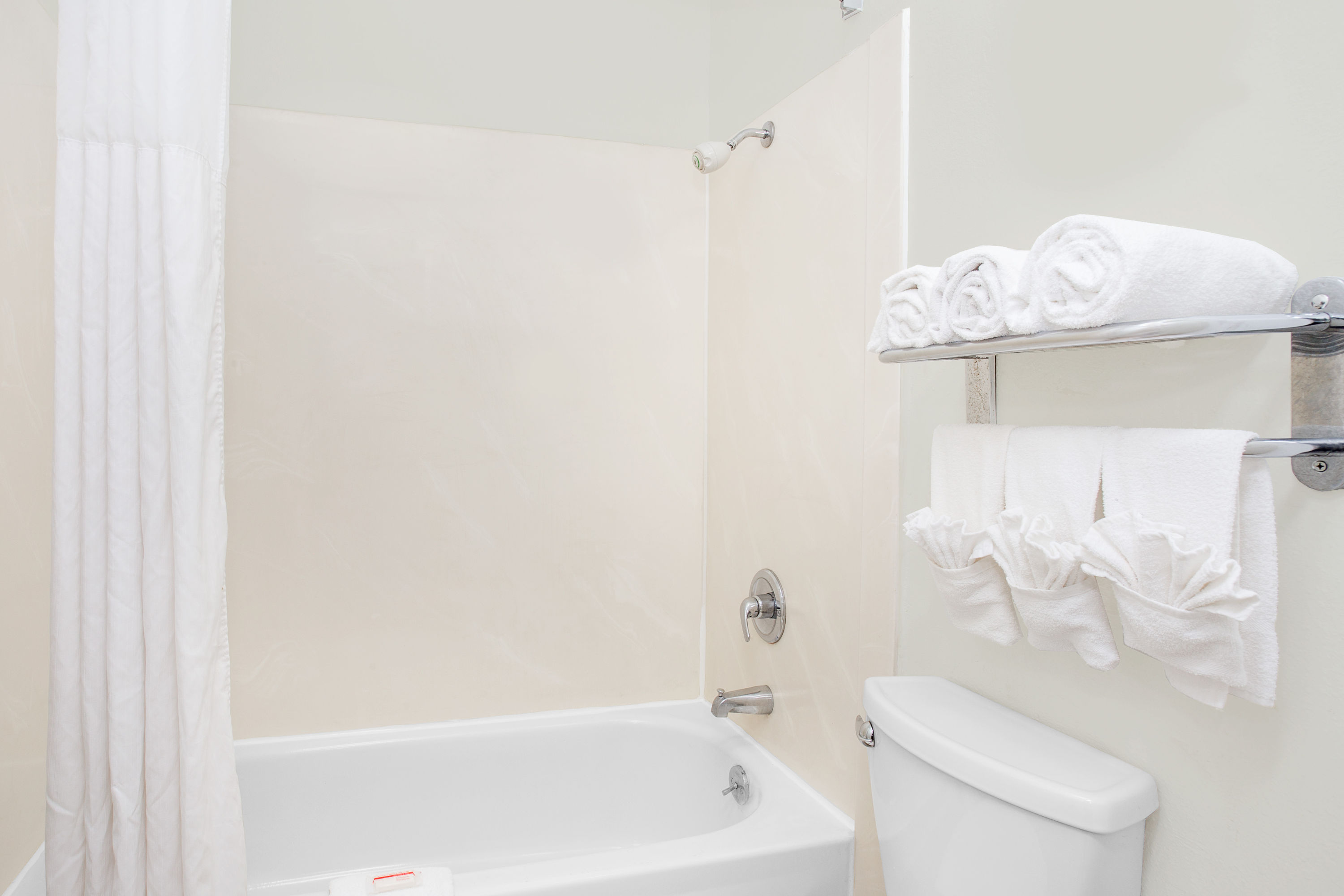 Days Inn by Wyndham Turlock | Turlock, CA Hotels