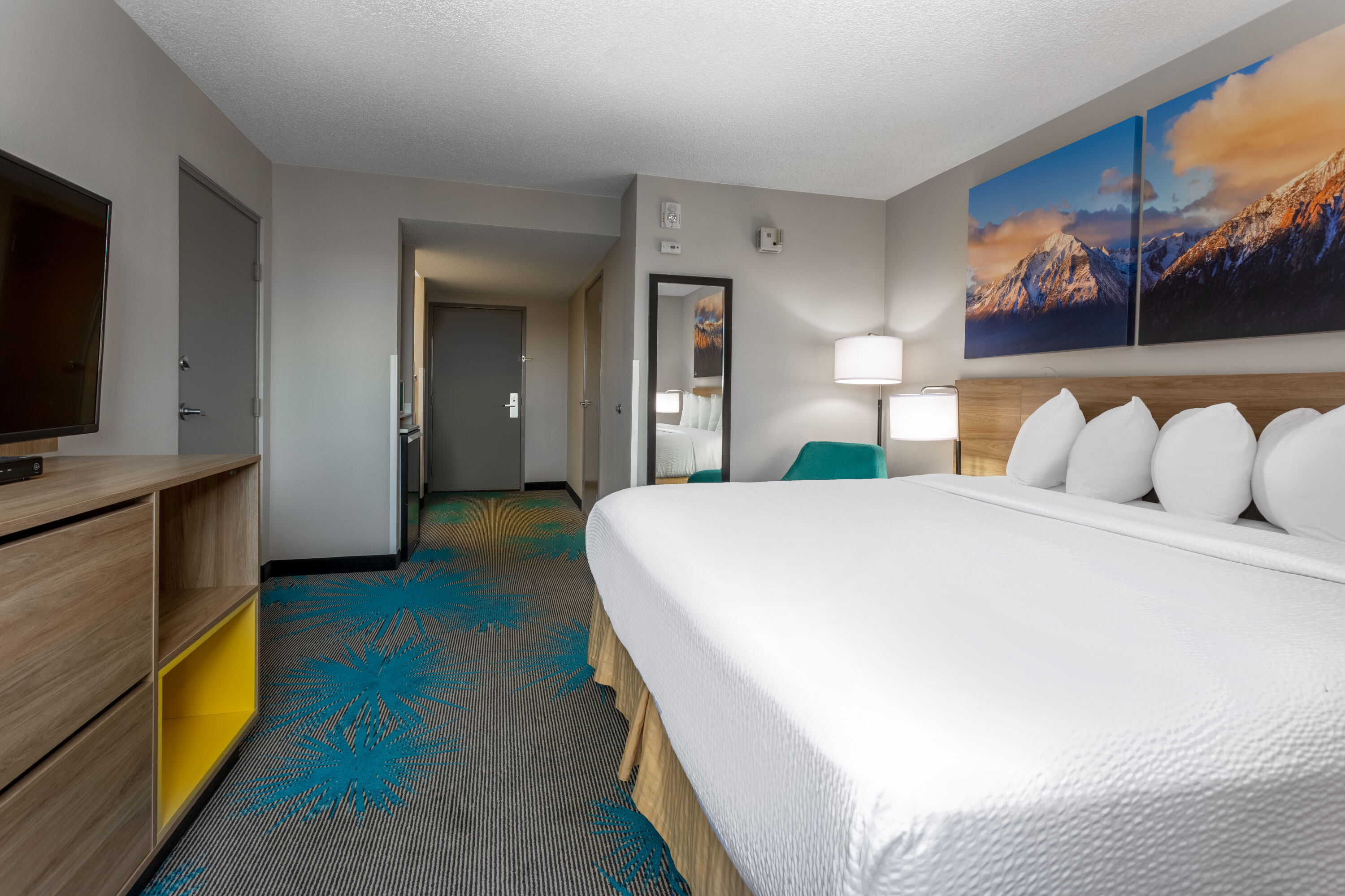 Days Inn & Suites by Wyndham Denver International Airport | Denver, CO ...