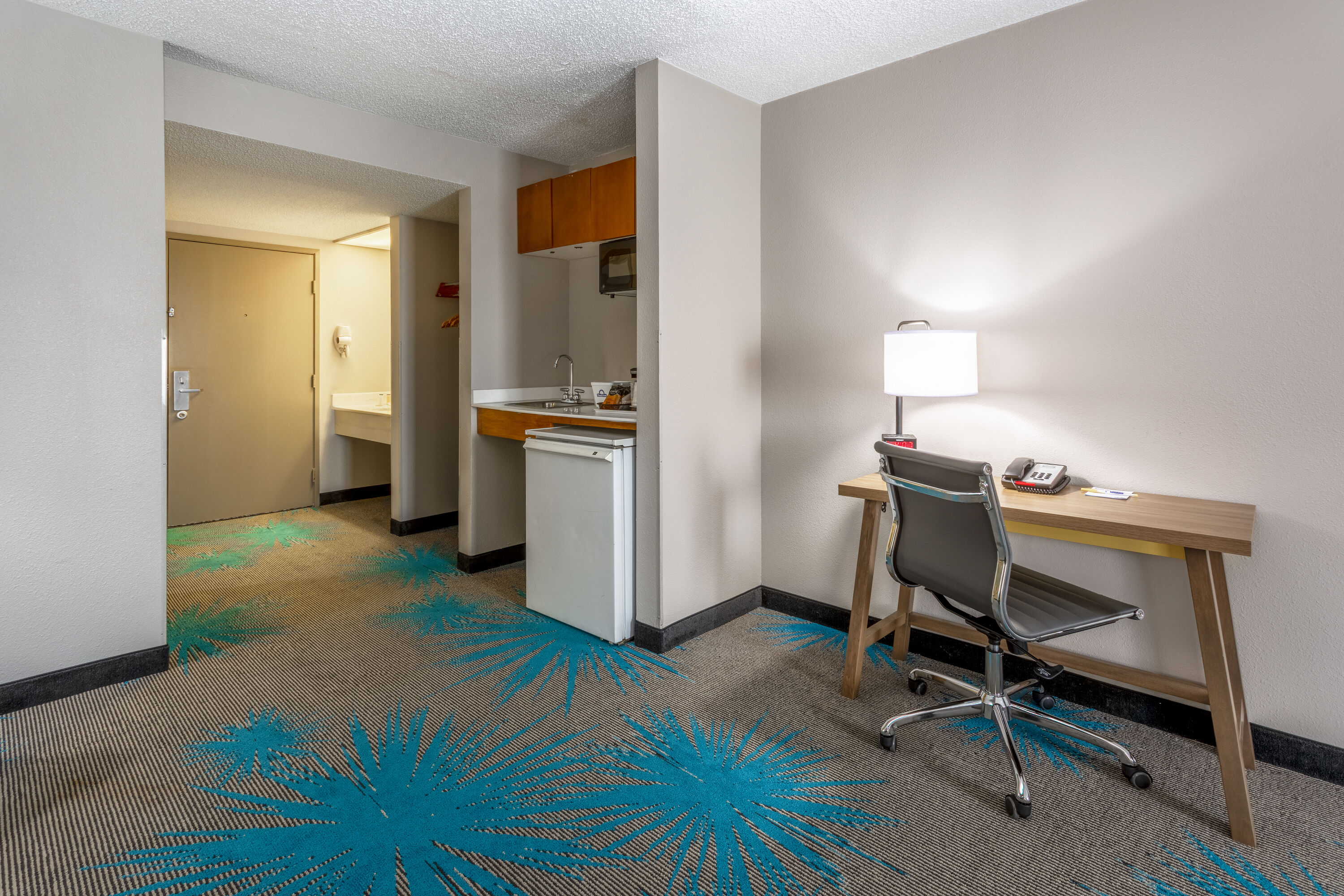 Days Inn & Suites by Wyndham Denver International Airport | Denver, CO ...