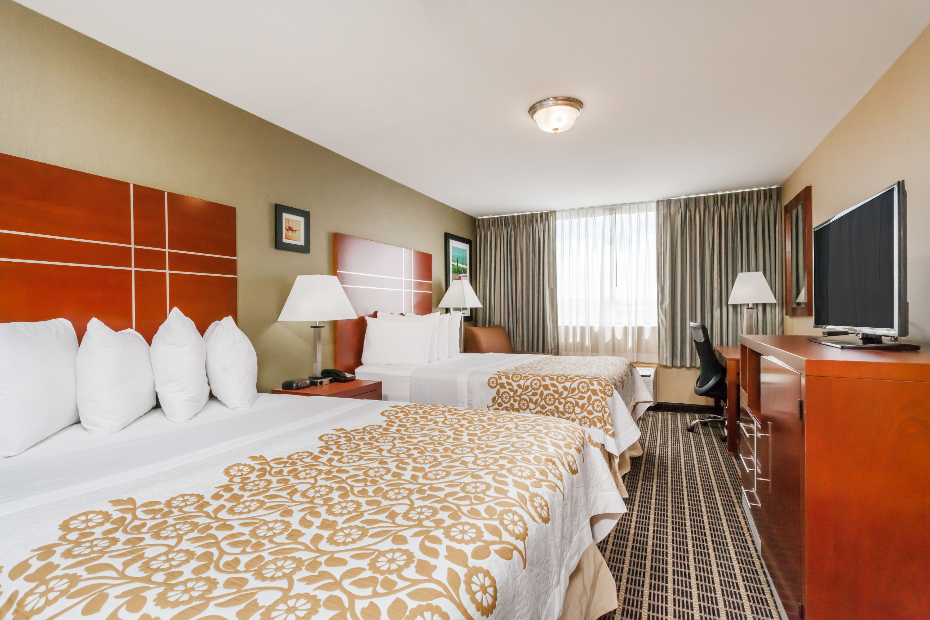 Days Inn by Wyndham Windsor Locks / Bradley Intl Airport | Windsor ...