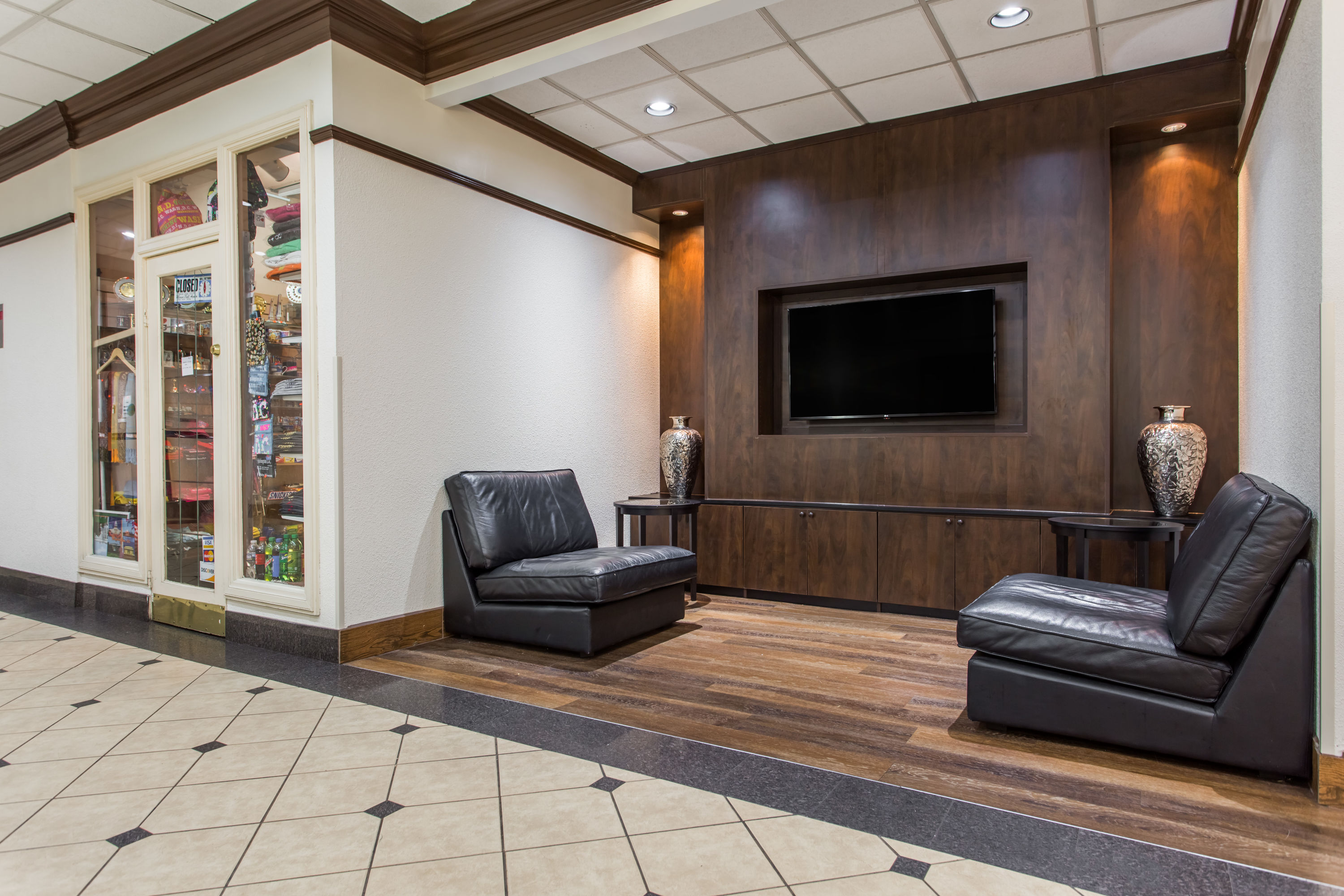 Days Inn by Wyndham Washington DC/Connecticut Avenue | Washington, DC ...