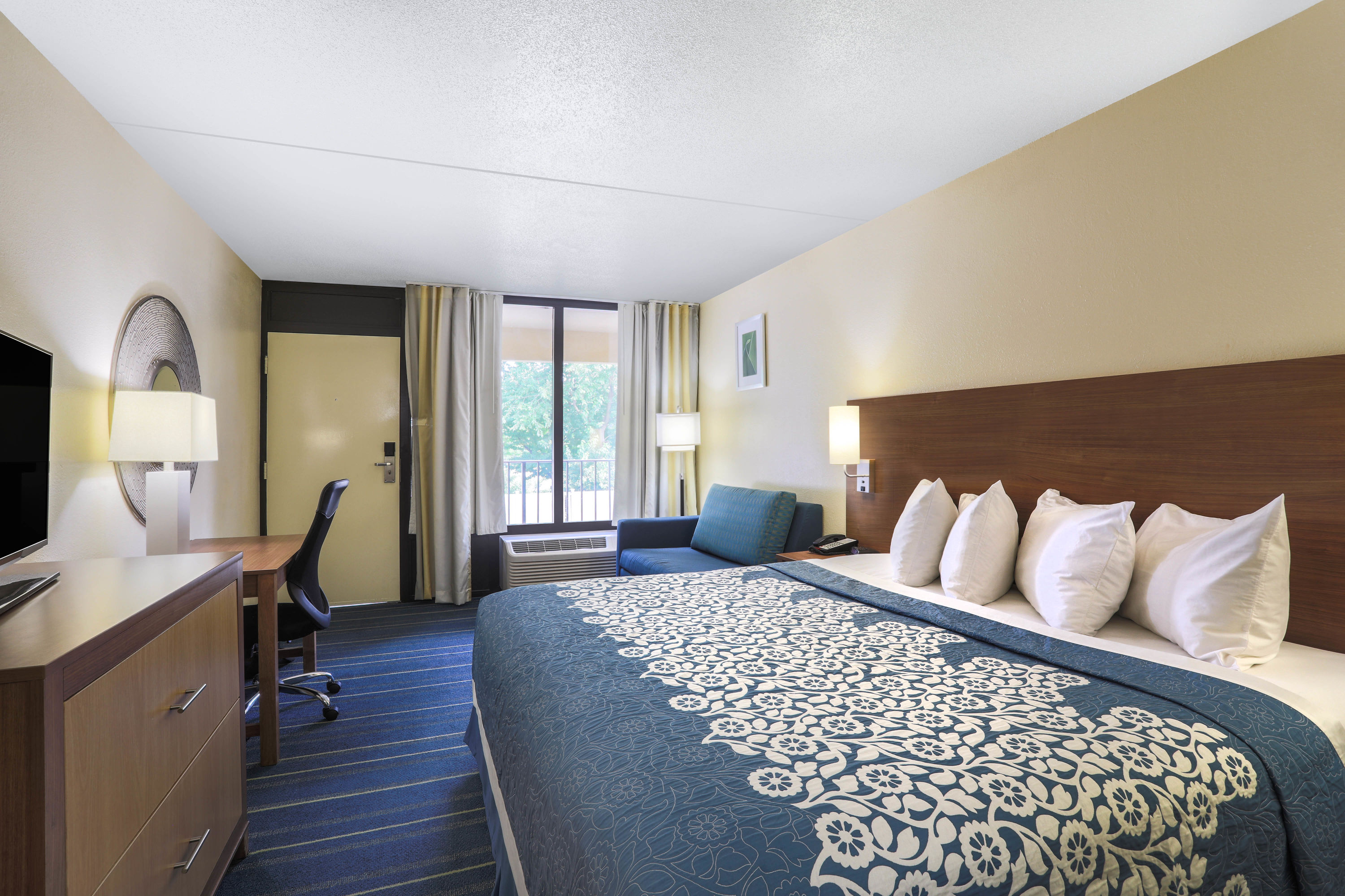 Days Inn by Wyndham Newark Wilmington | Newark, DE Hotels