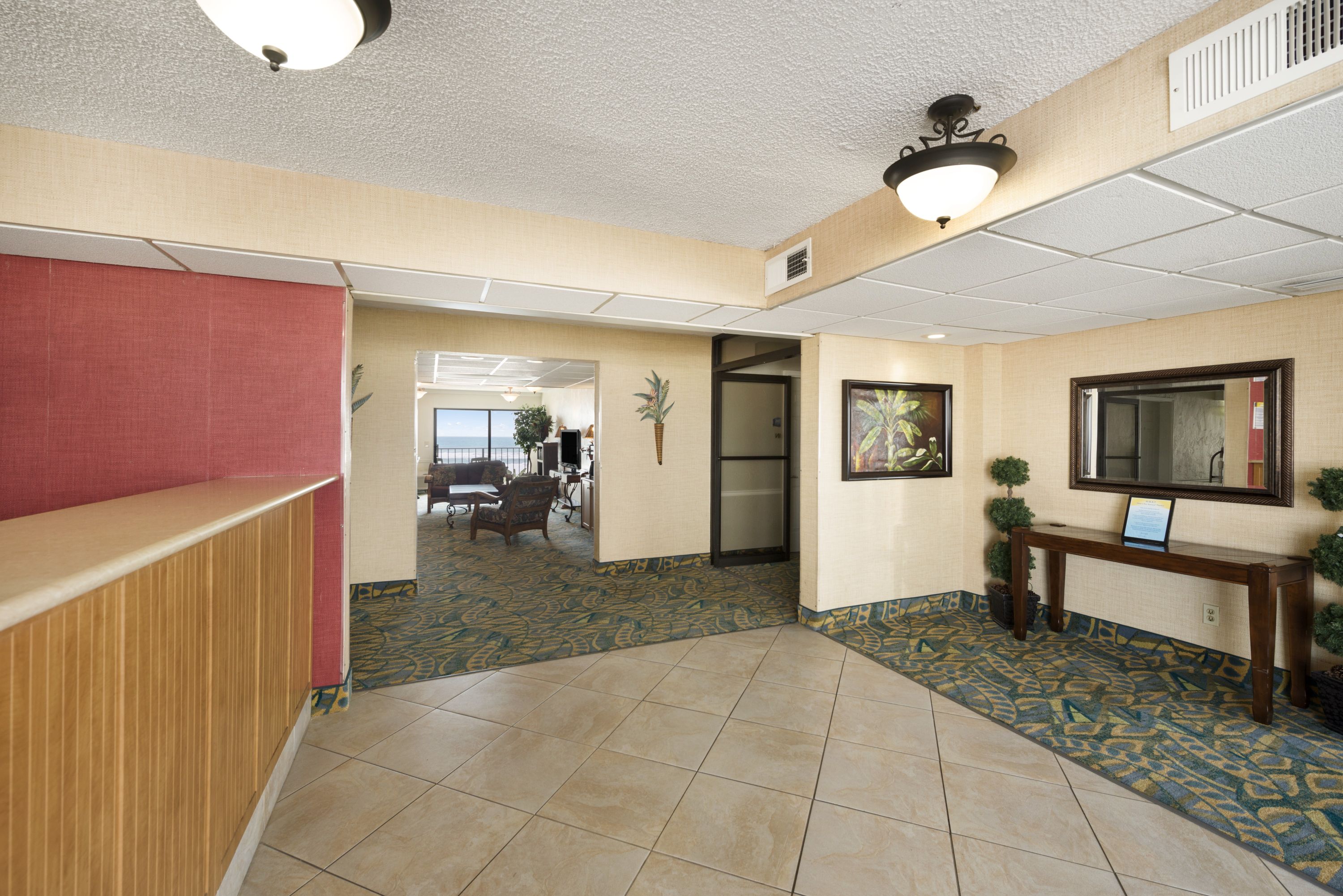Days Inn by Wyndham Daytona Oceanfront | Daytona Beach, FL Hotels