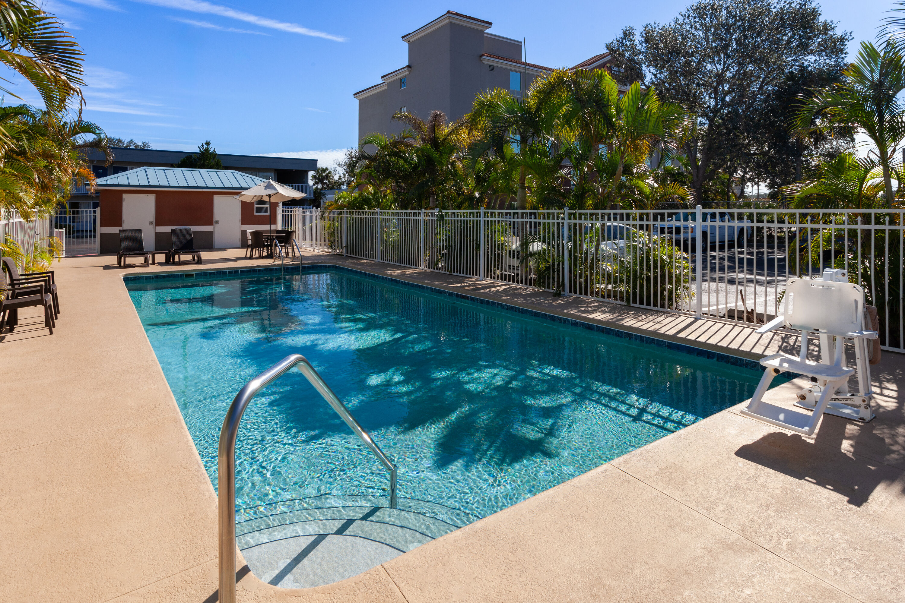 Days Inn by Wyndham Melbourne | Melbourne, FL Hotels