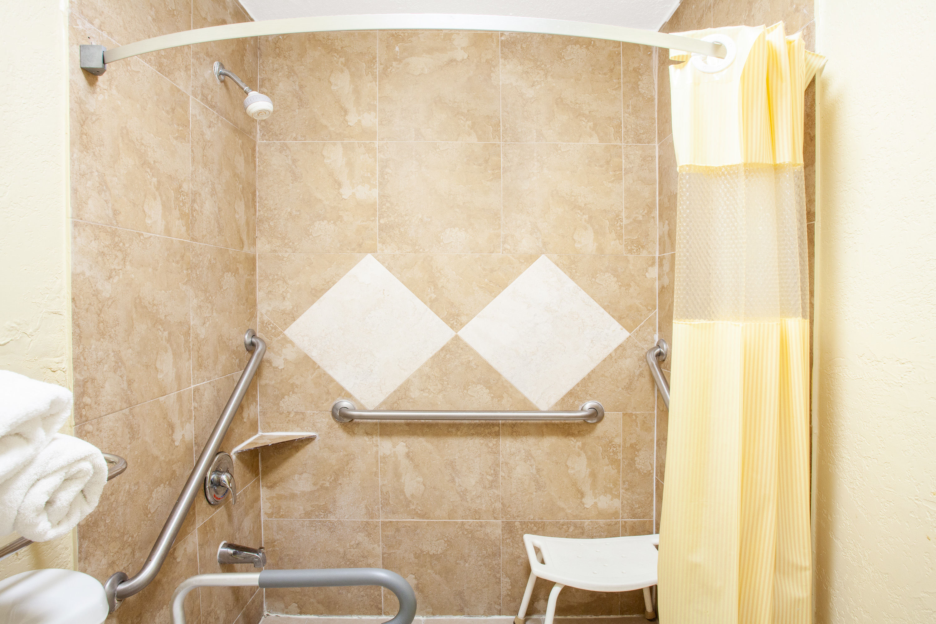 Days Inn by Wyndham Orlando Downtown | Orlando, FL Hotels