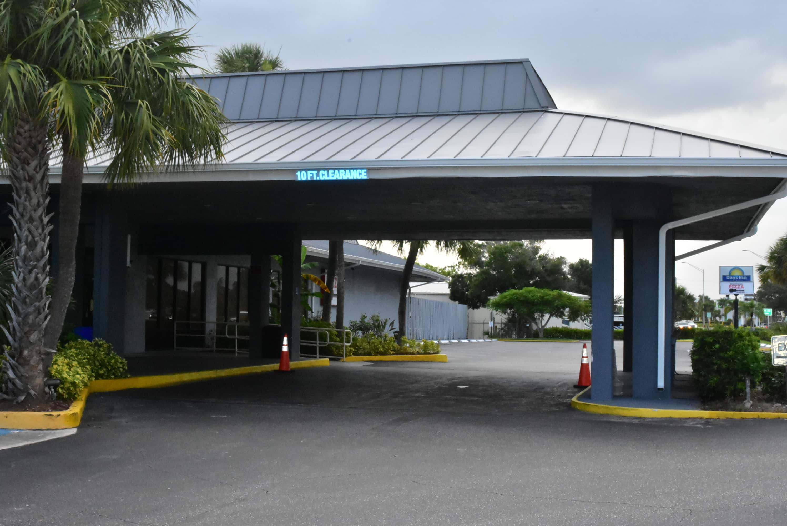 Days Inn by Wyndham Stuart | Stuart, FL Hotels