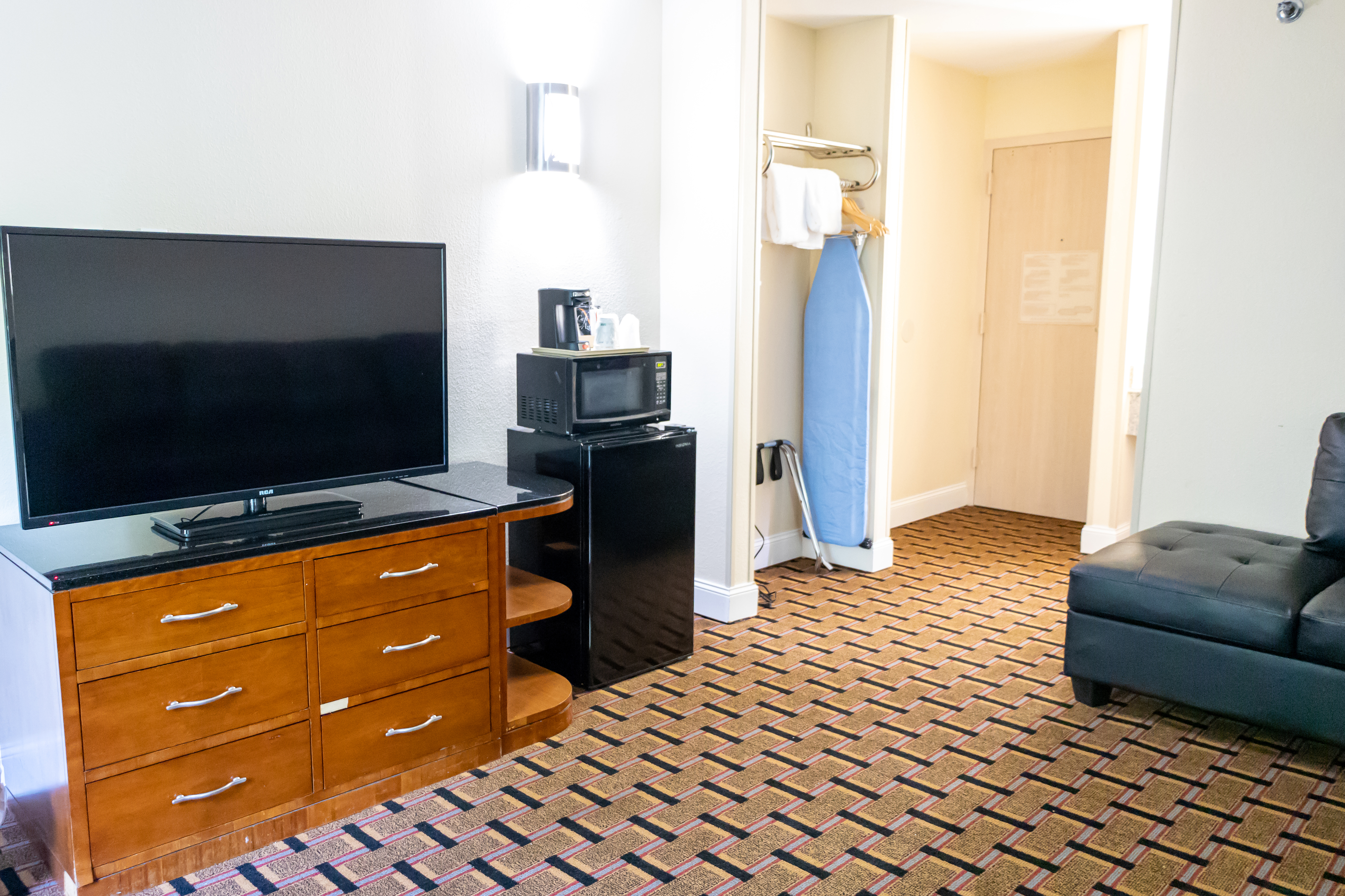 Days Inn by Wyndham College Park Atlanta Airport South | College park ...