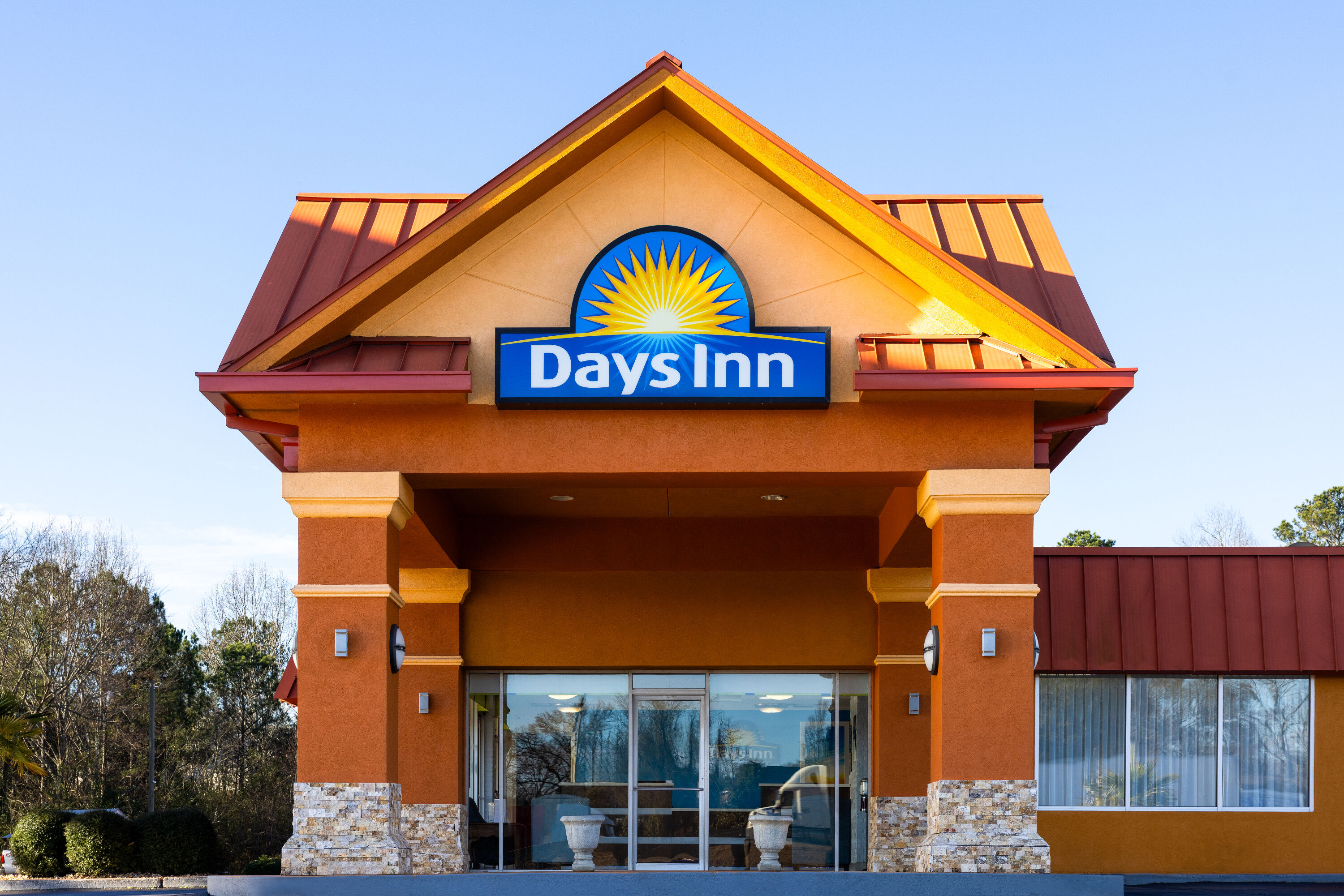 Days Inn by Wyndham Forsyth | Forsyth, GA Hotels
