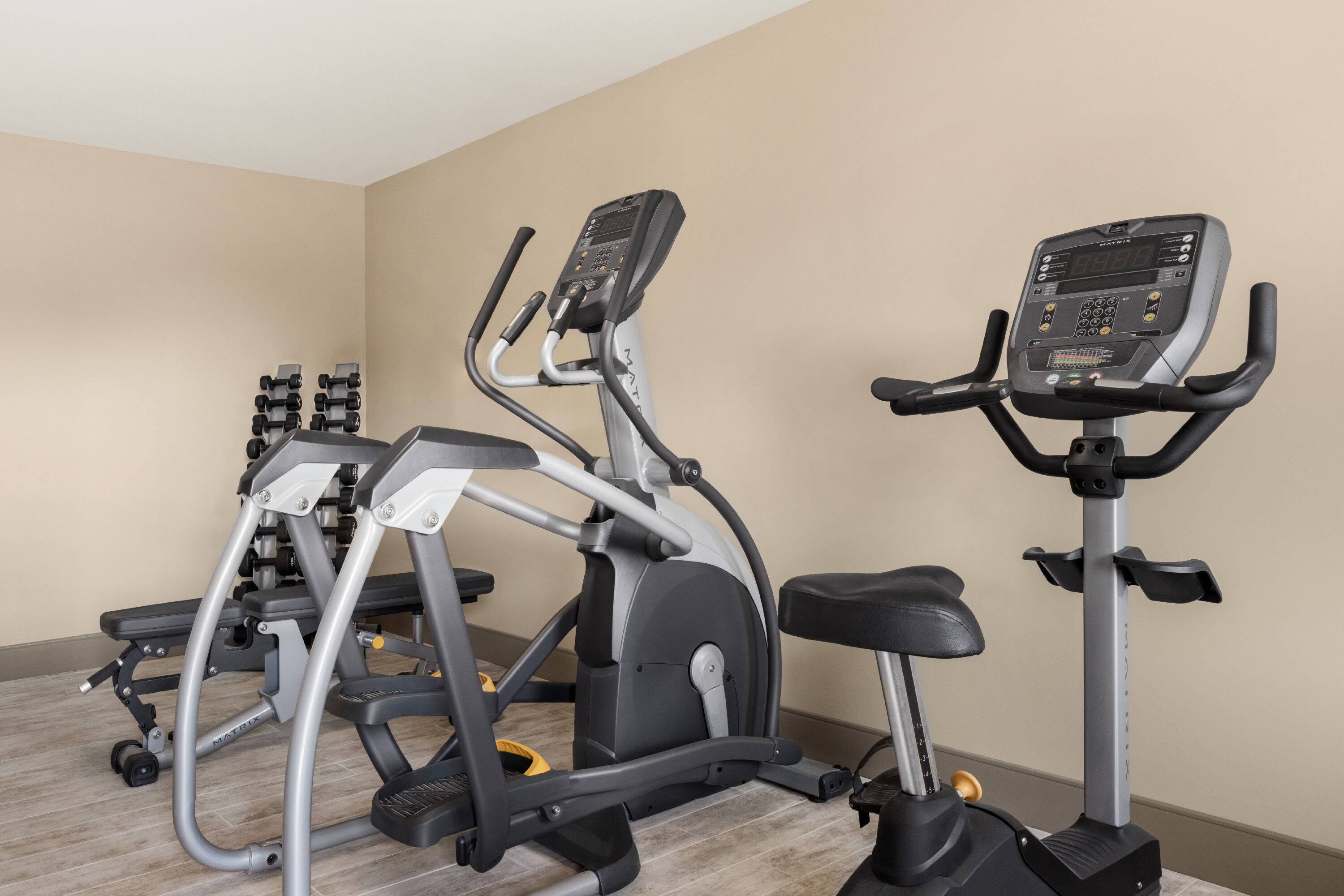 Days Inn & Suites by Wyndham Bowling Green | Bowling Green, KY Hotels