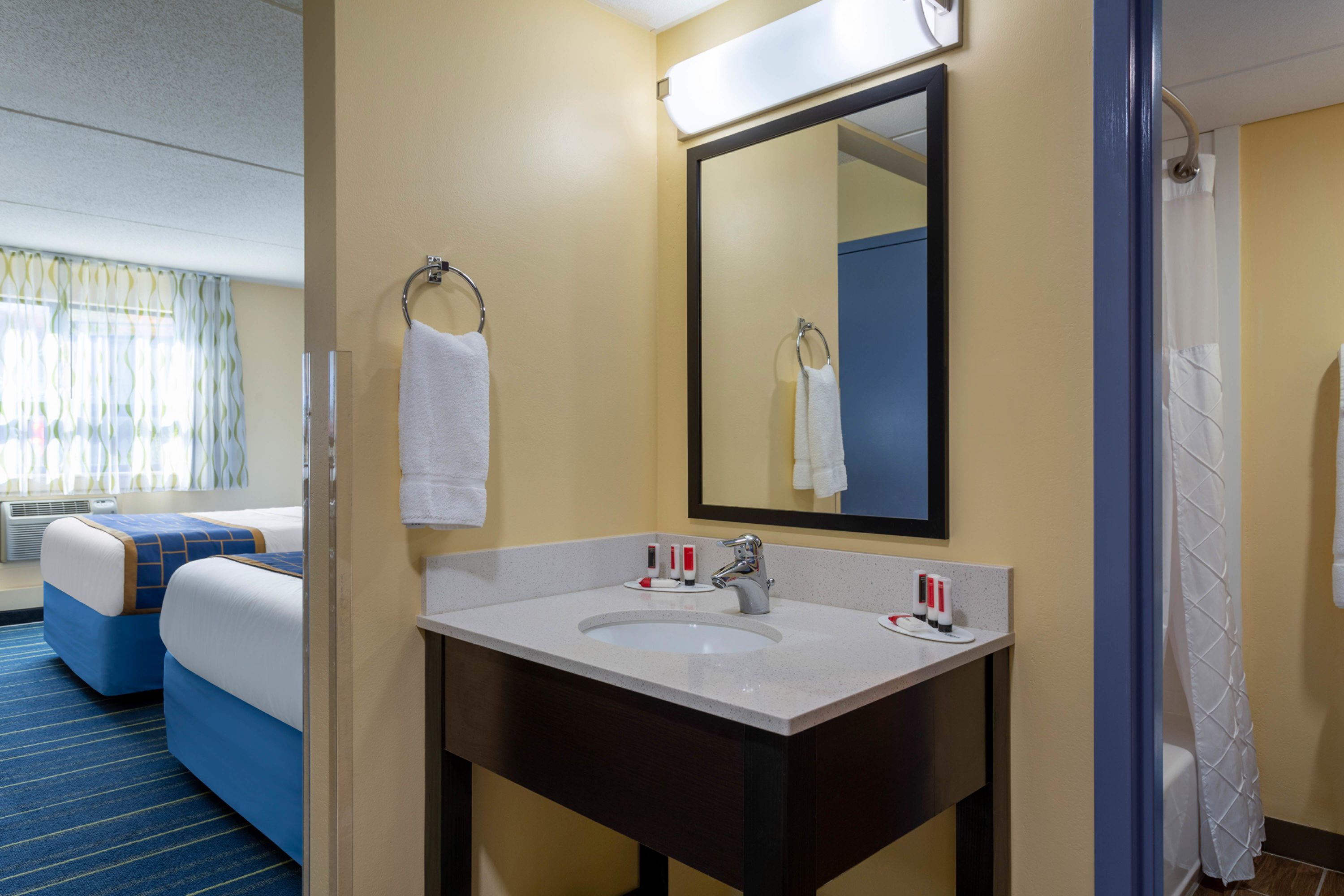 Days Inn by Wyndham Augusta | Augusta, ME Hotels