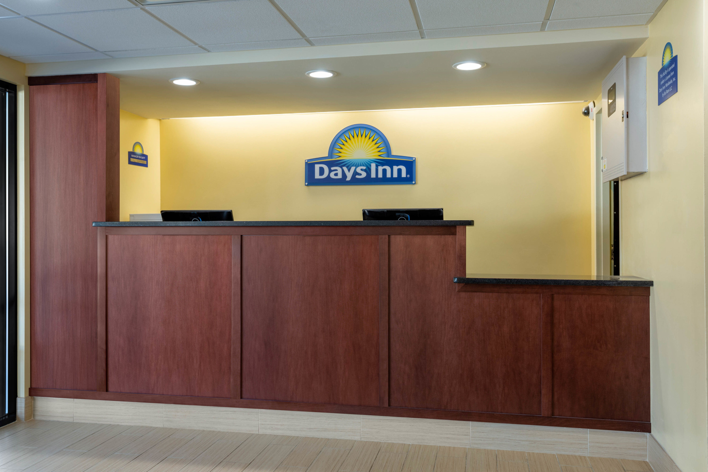 Days Inn by Wyndham Augusta | Augusta, ME Hotels