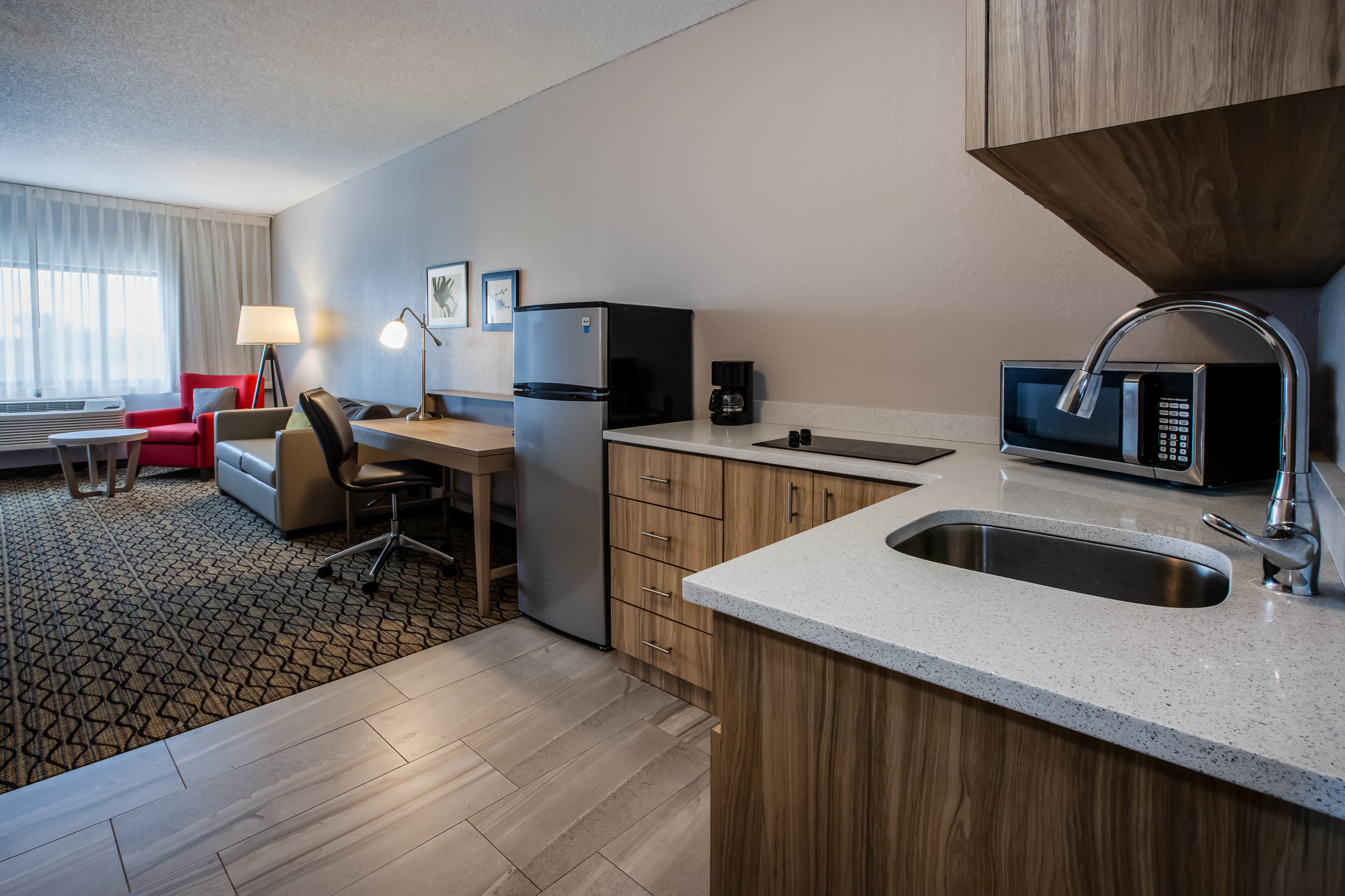 Days Inn & Suites by Wyndham Rochester Hills MI | Rochester Hills, MI ...