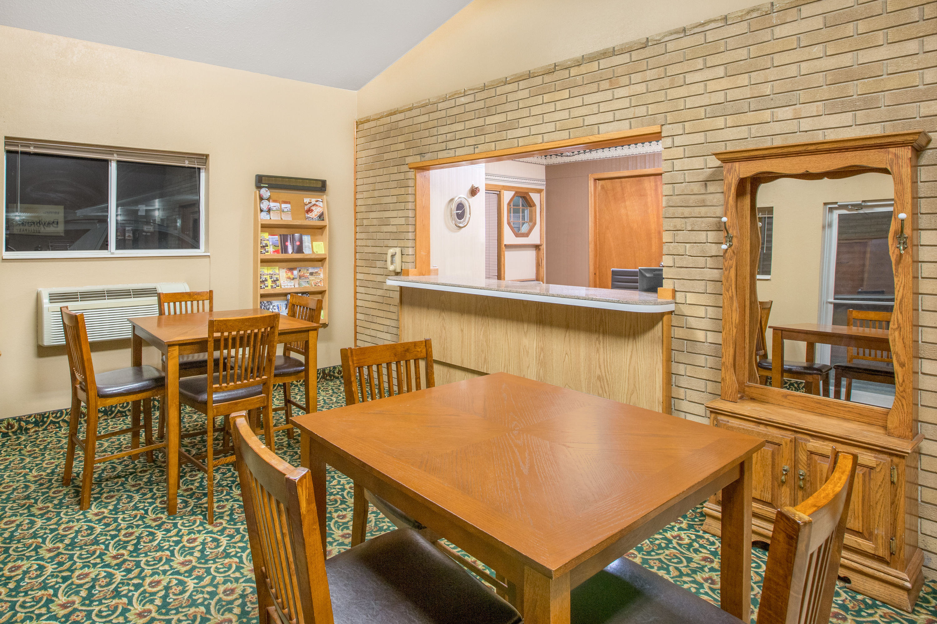 Days Inn by Wyndham Worthington | Worthington, MN Hotels