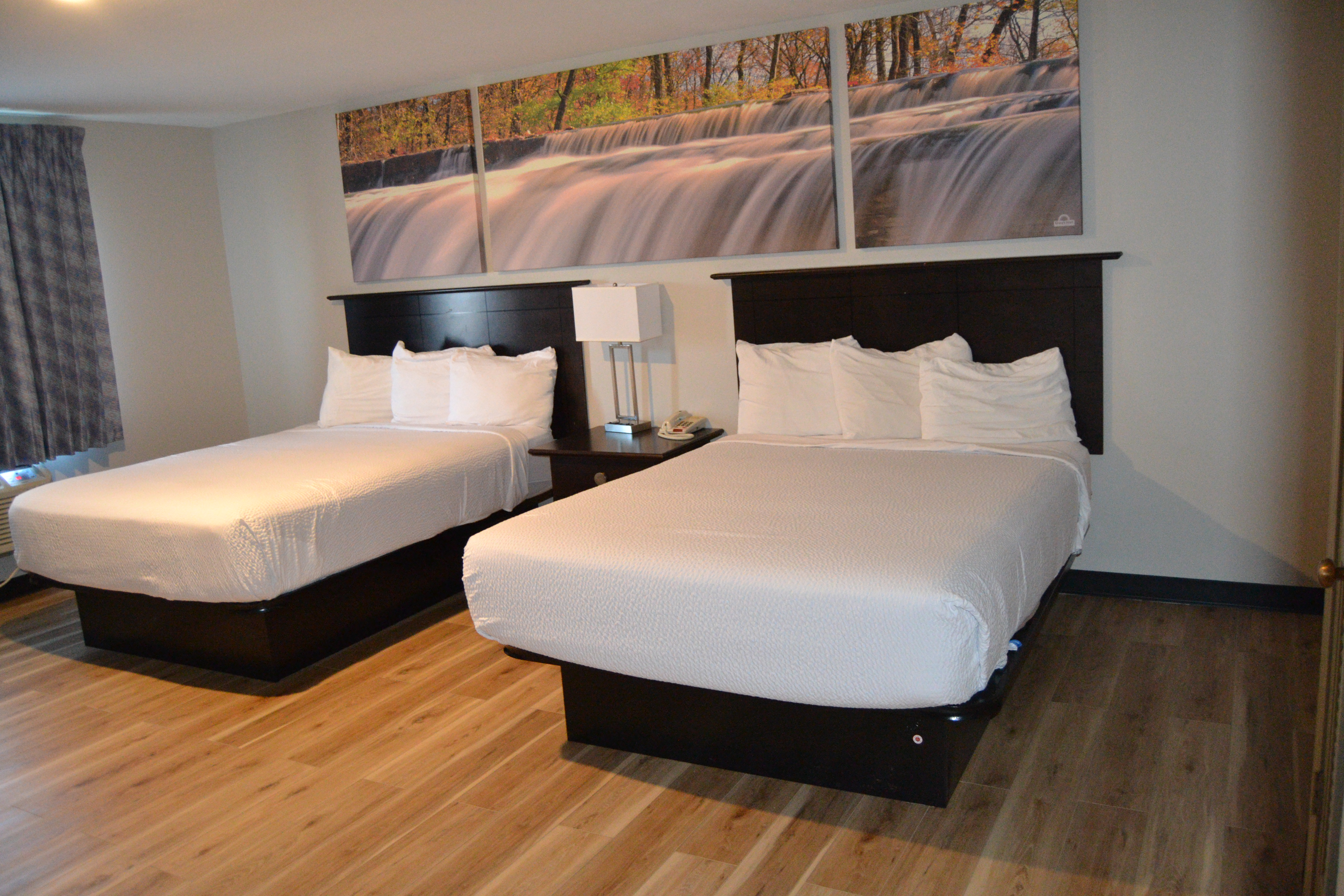 Days Inn & Suites by Wyndham Sikeston | Sikeston, MO Hotels