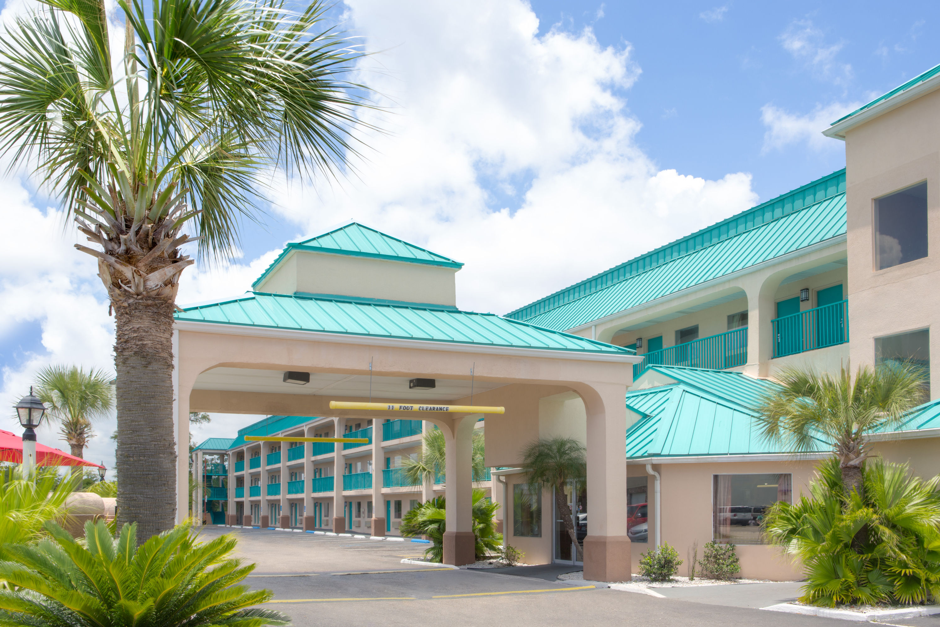 Days Inn by Wyndham Gulfport | Gulfport, MS Hotels