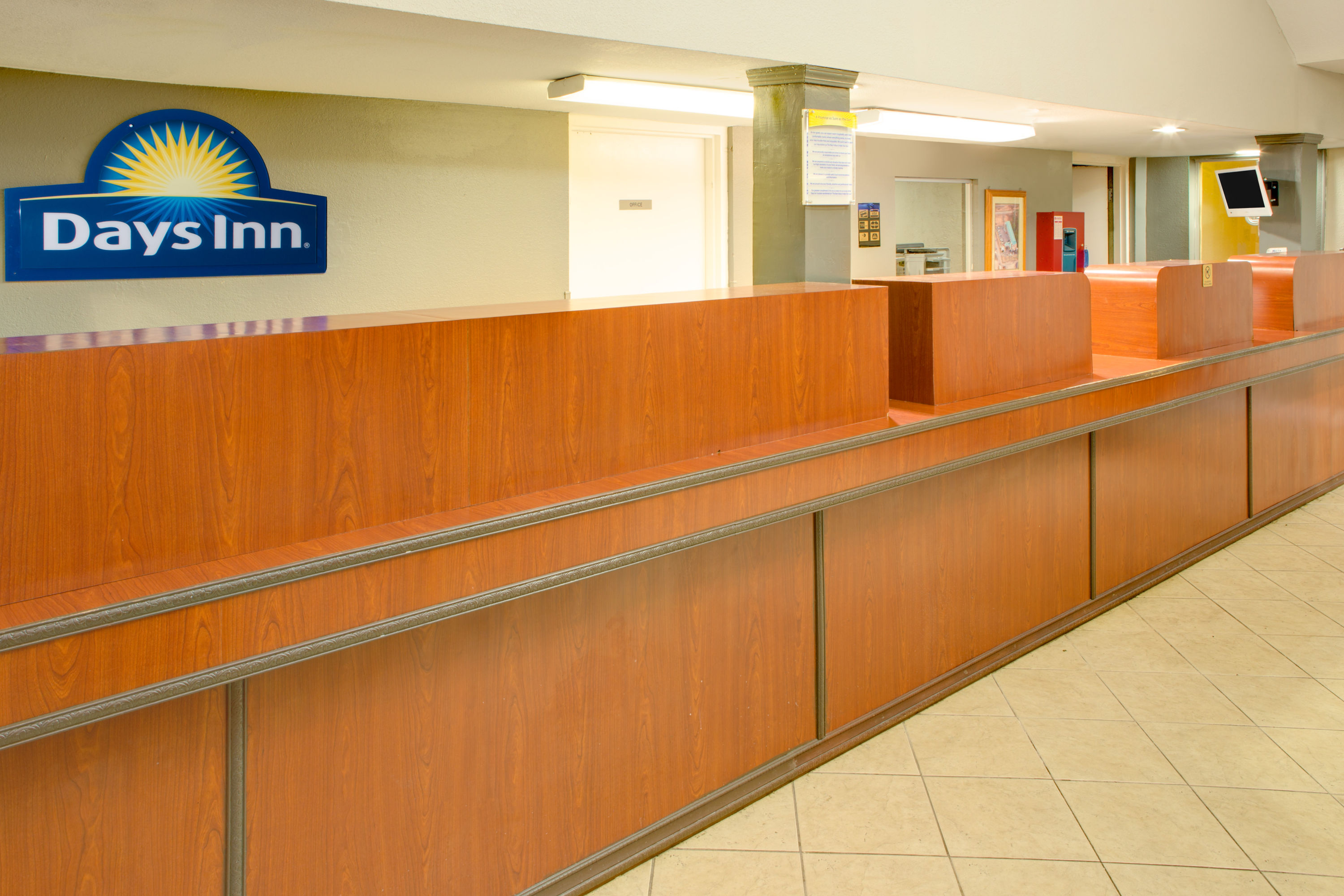 Days Inn by Wyndham Gulfport | Gulfport, MS Hotels