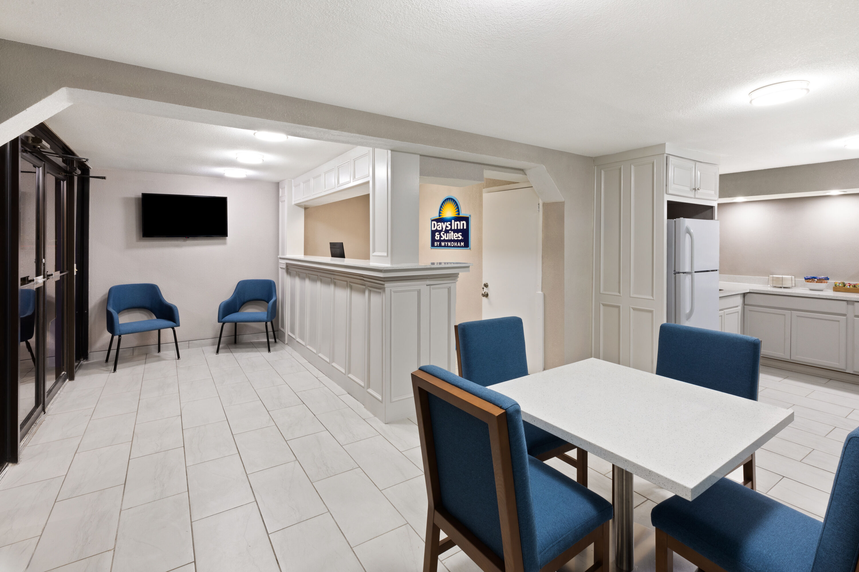 Days Inn & Suites by Wyndham Vicksburg | Vicksburg, MS Hotels