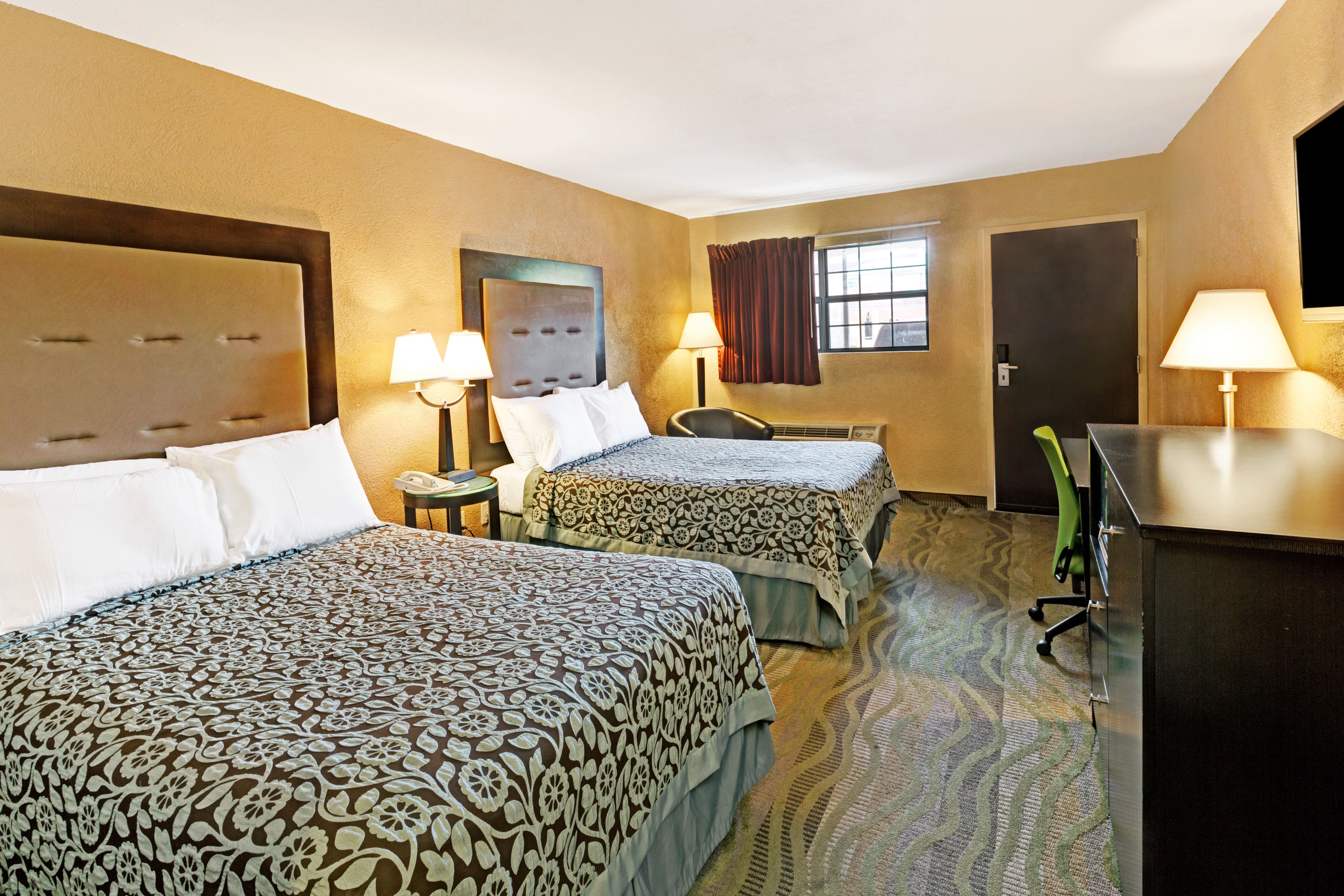 Days Inn by Wyndham Cherokee Near Casino | Cherokee, NC Hotels
