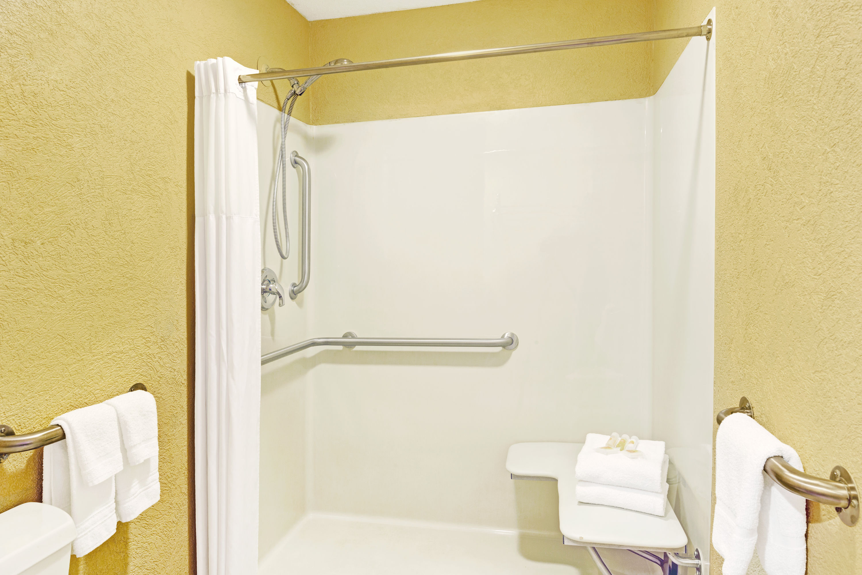 Days Inn by Wyndham Cherokee Near Casino | Cherokee, NC Hotels