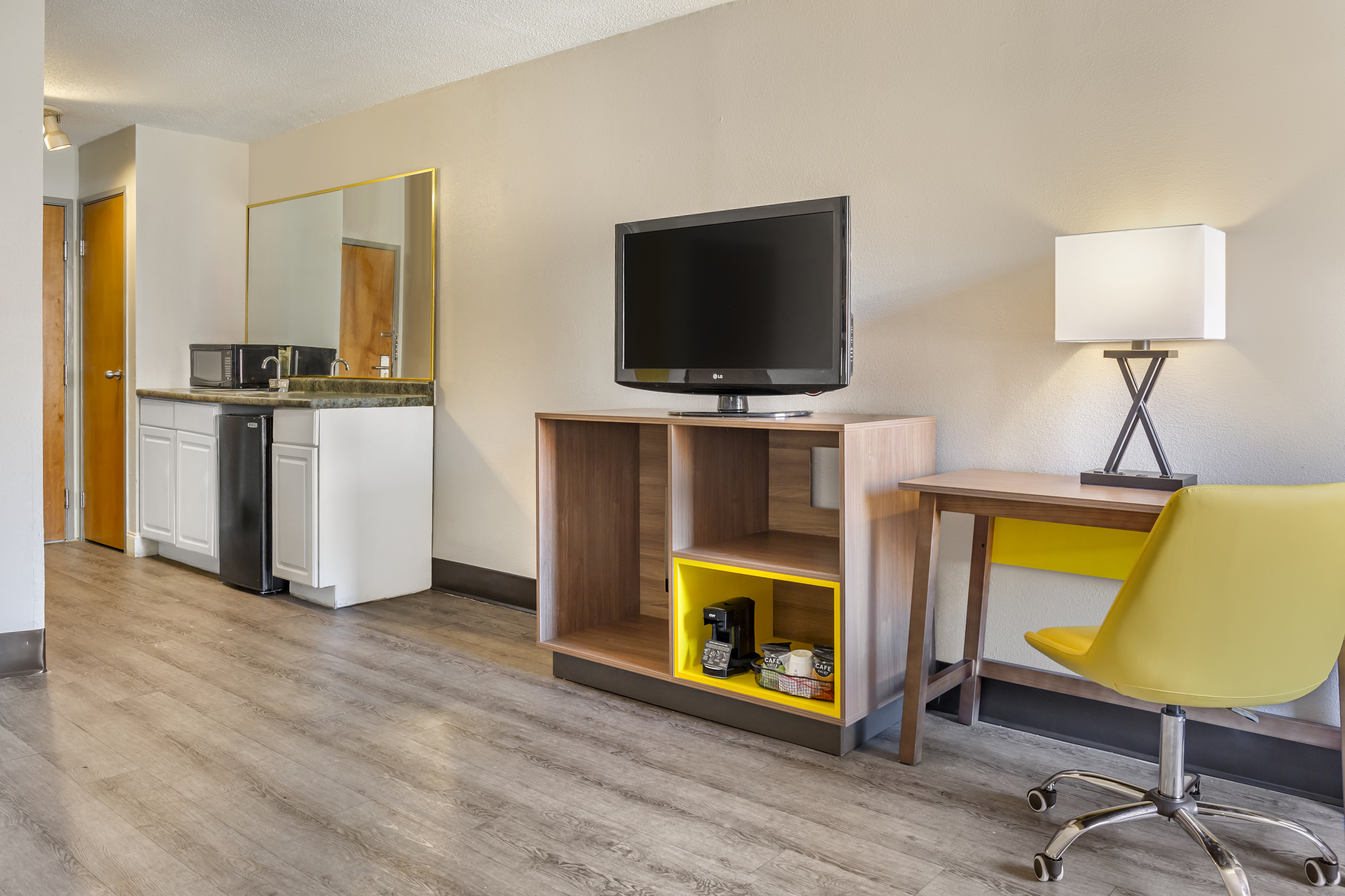 Days Inn & Suites by Wyndham Rocky Mount Golden East | Rocky Mount, NC ...