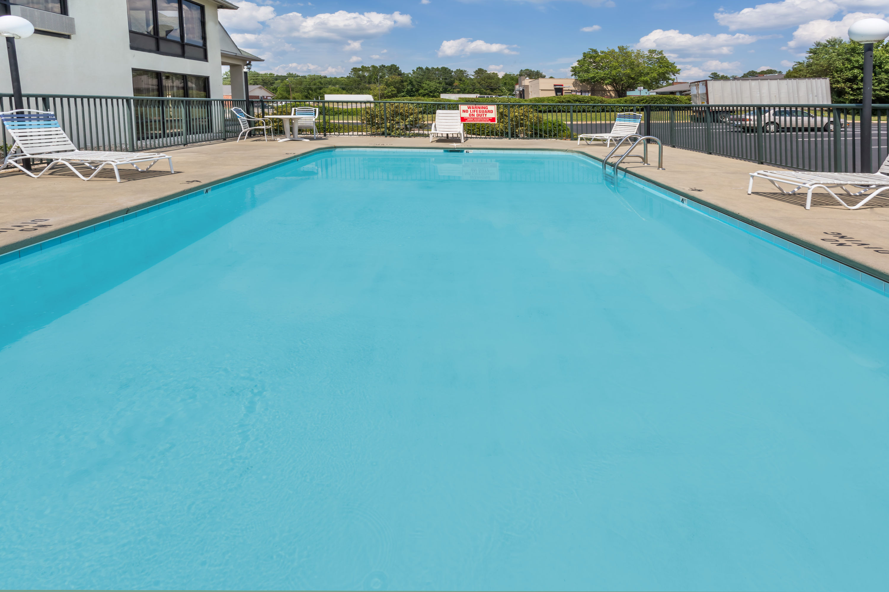 Days Inn By Wyndham Sanford Sanford Nc Hotels