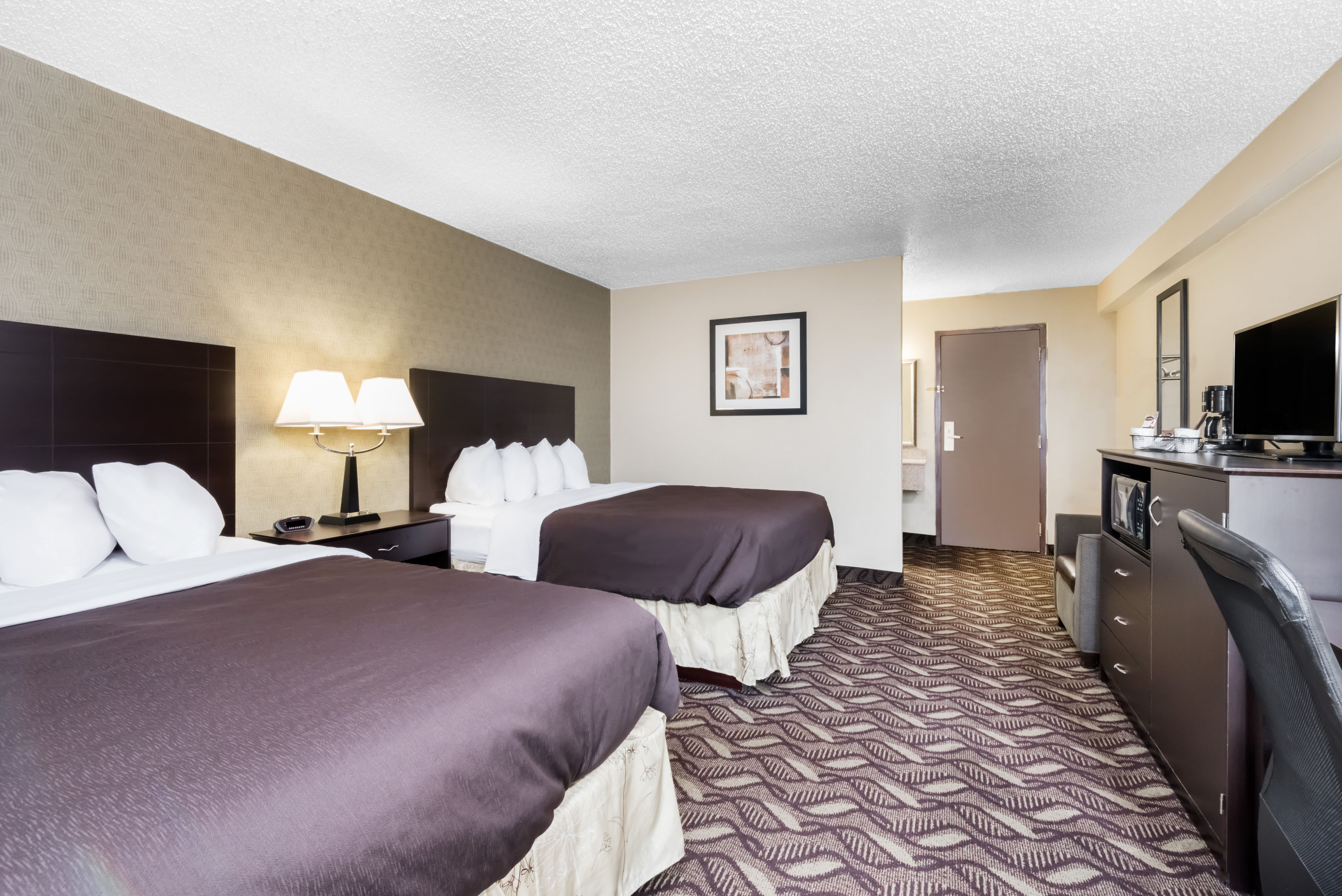 Days Inn by Wyndham Bismarck | Bismarck, ND Hotels