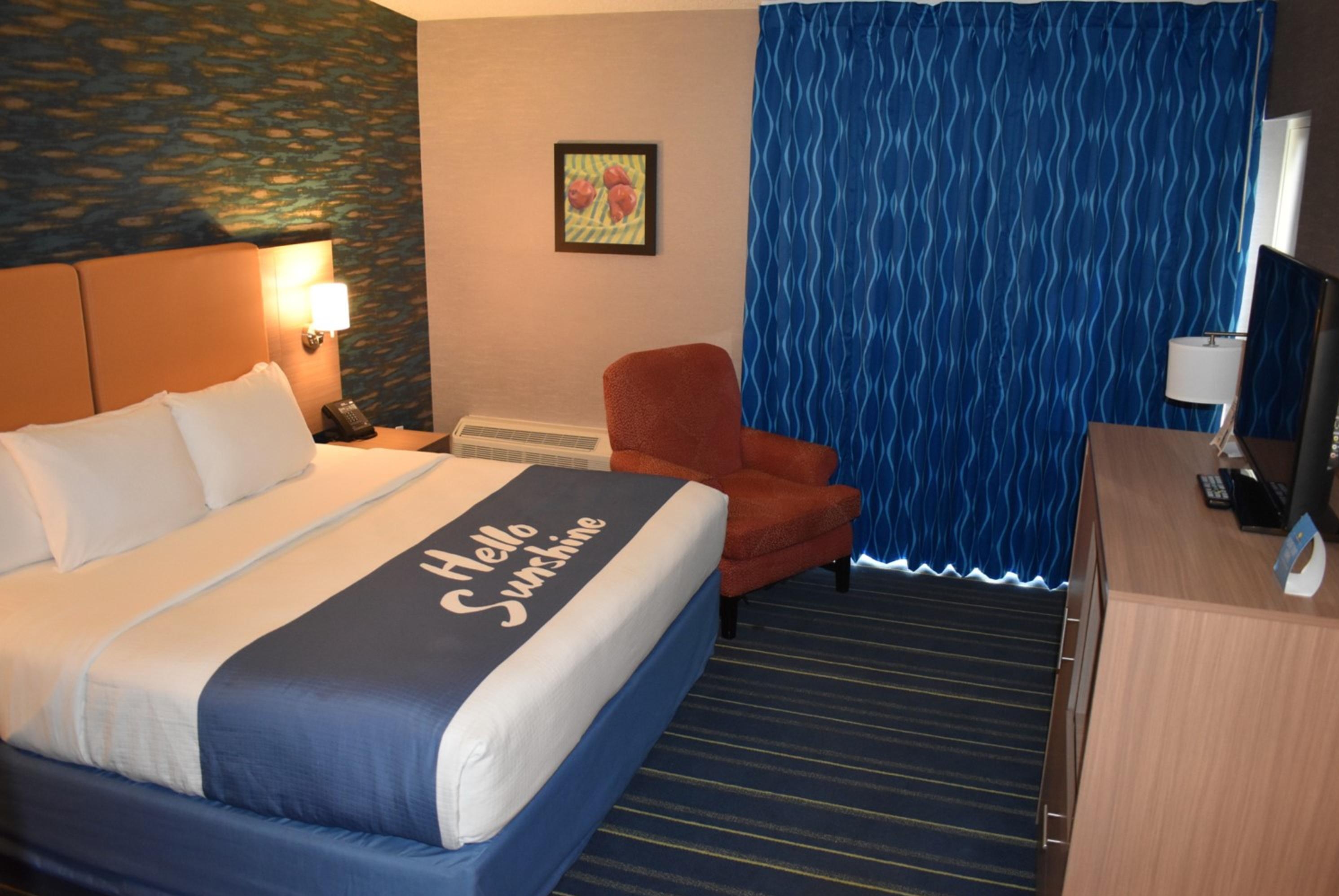 Days Inn by Wyndham Wayne | Wayne, NJ Hotels