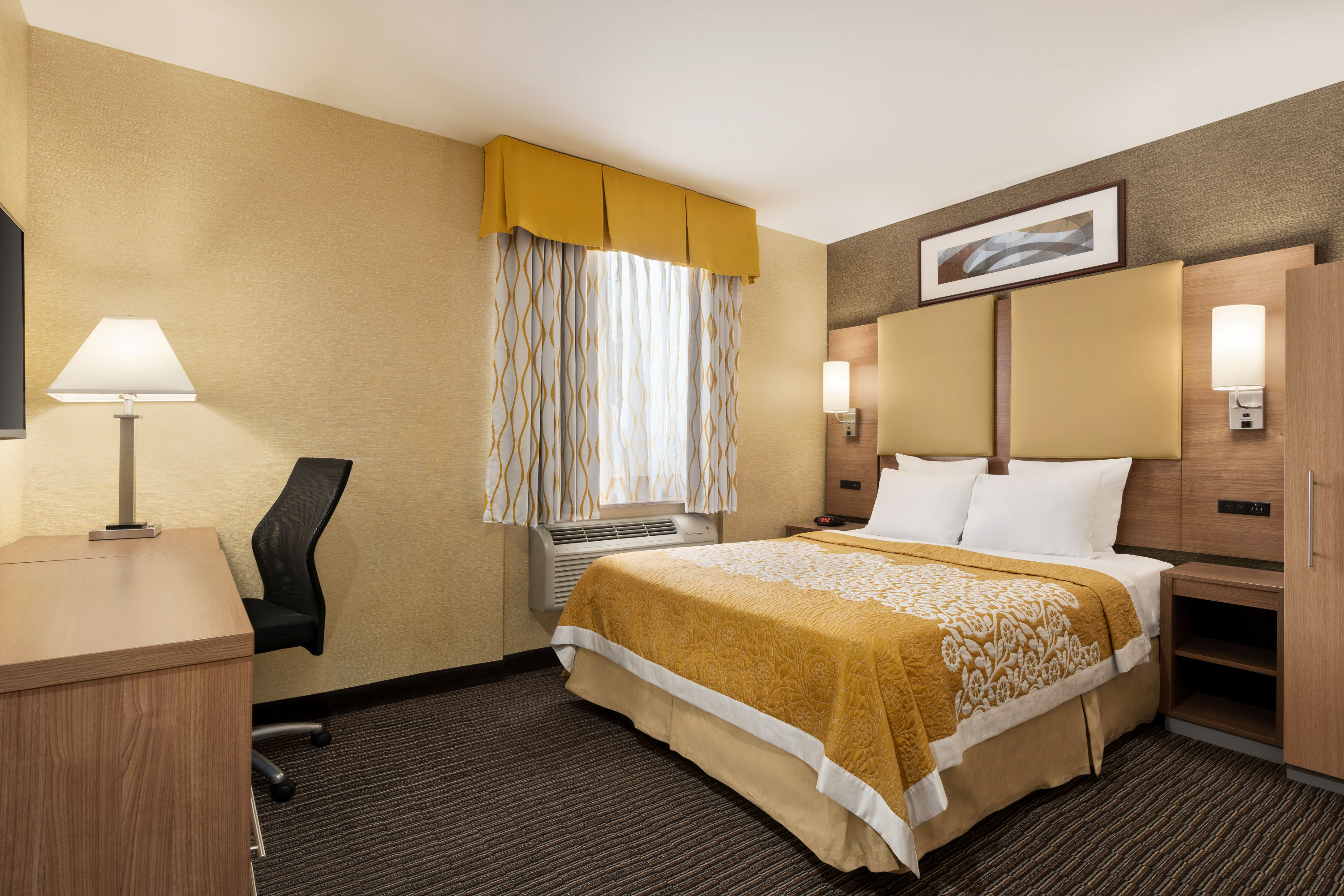 Days Inn by Wyndham Brooklyn | Brooklyn, NY Hotels