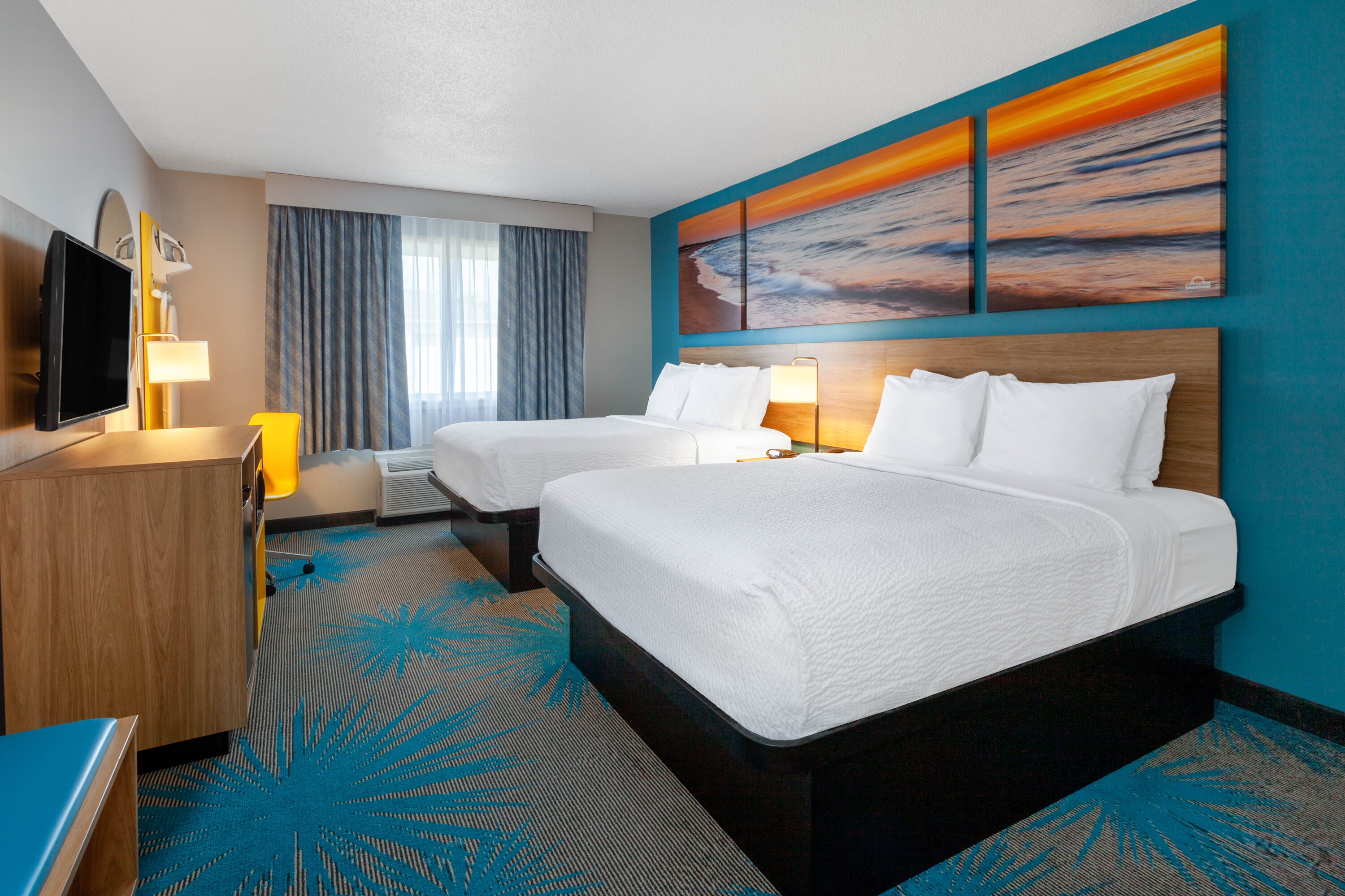Days Inn by Wyndham Sandusky / Cedar Point | Sandusky, OH Hotels