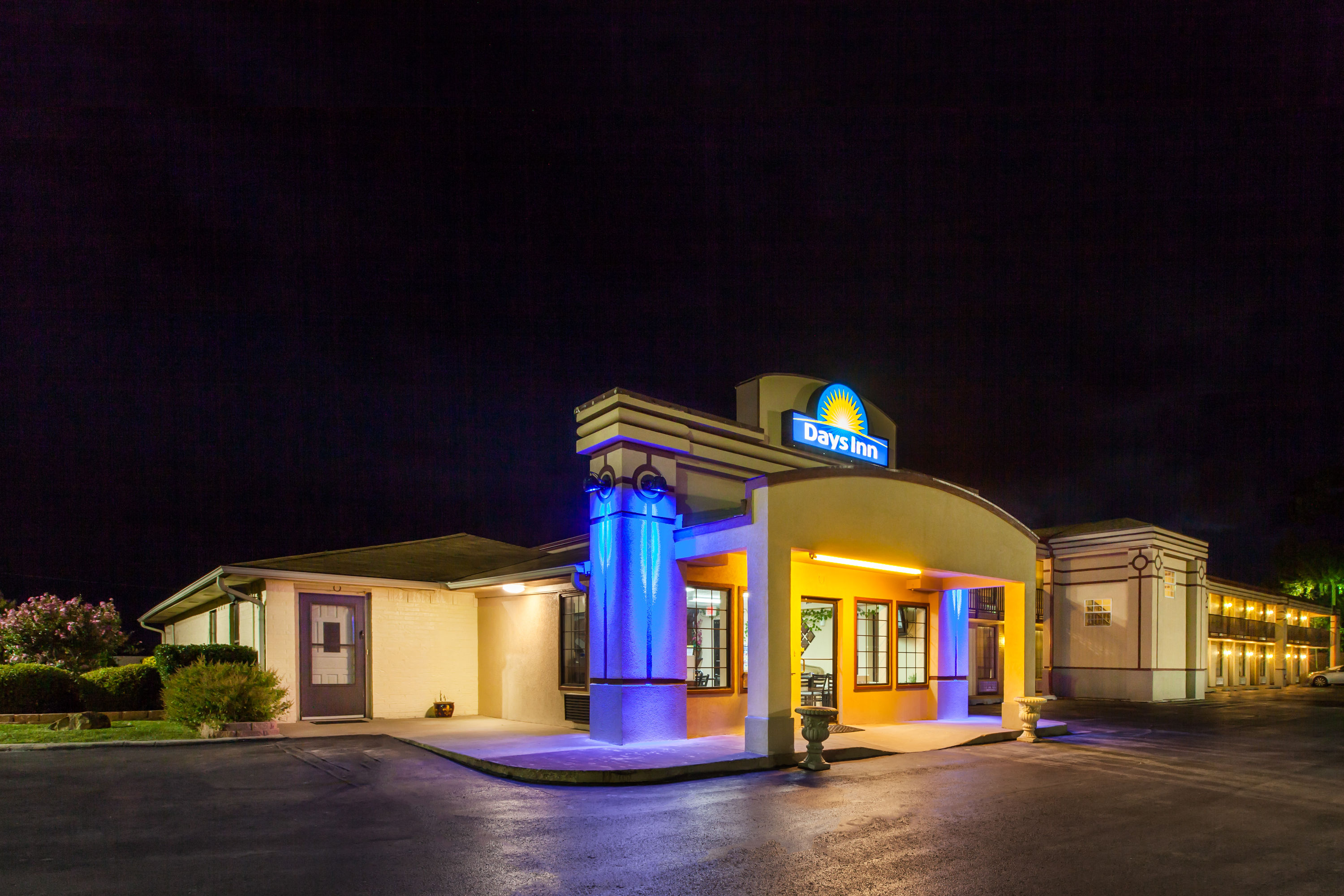 Days Inn by Wyndham El Reno | El Reno, OK Hotels