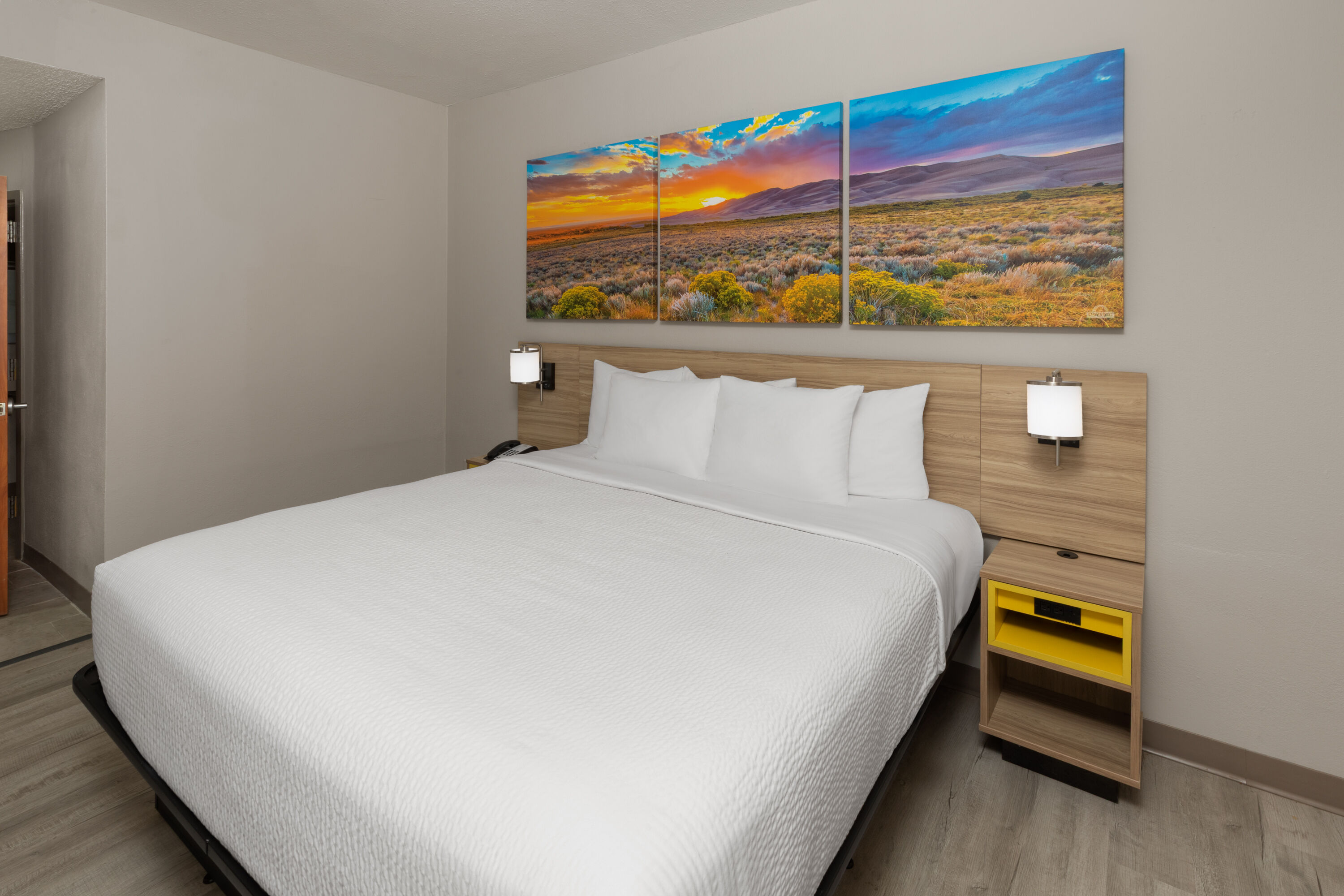Days Inn by Wyndham Tulsa Central | Tulsa, OK Hotels