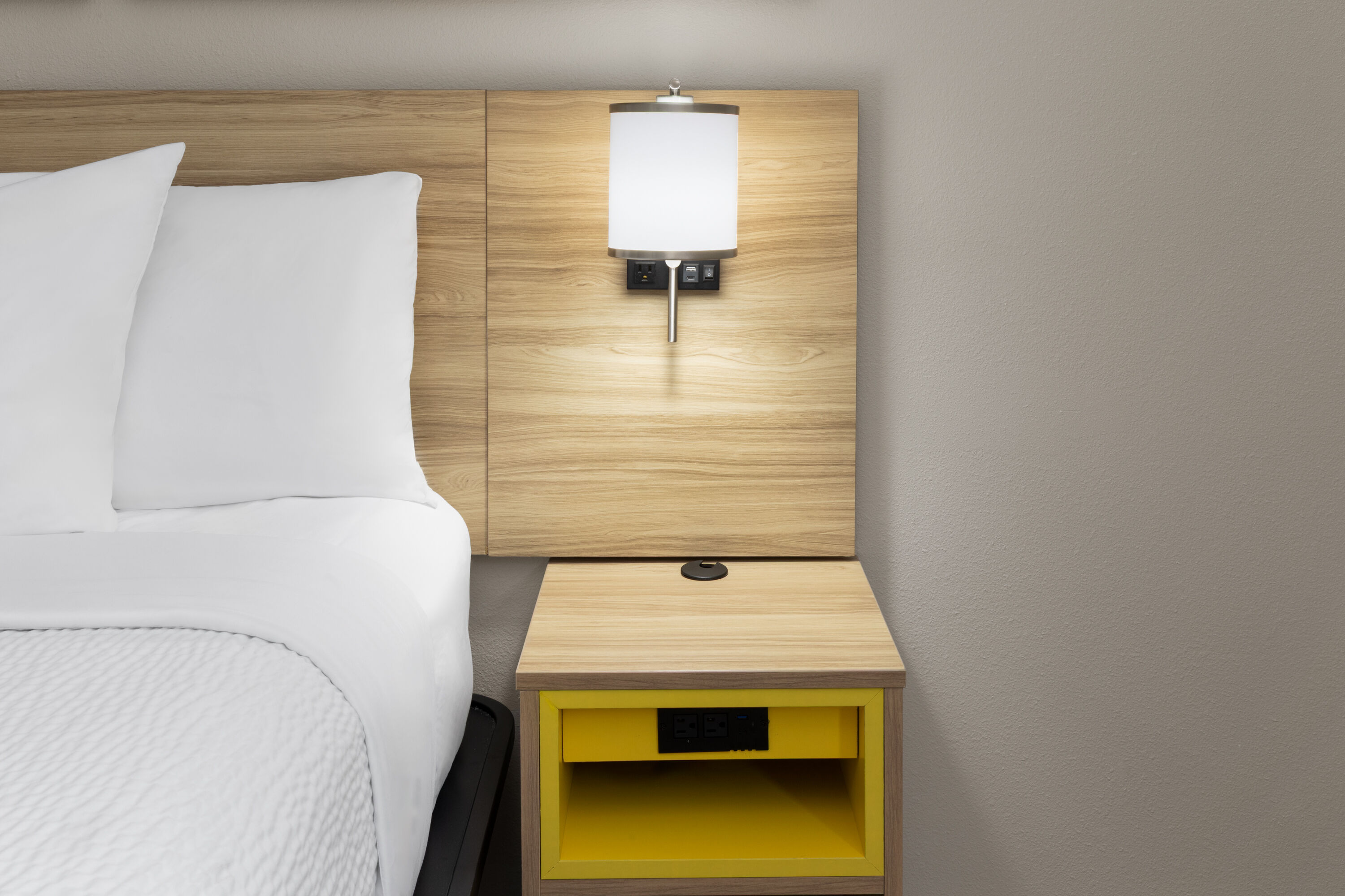 Days Inn by Wyndham Tulsa Central | Tulsa, OK Hotels