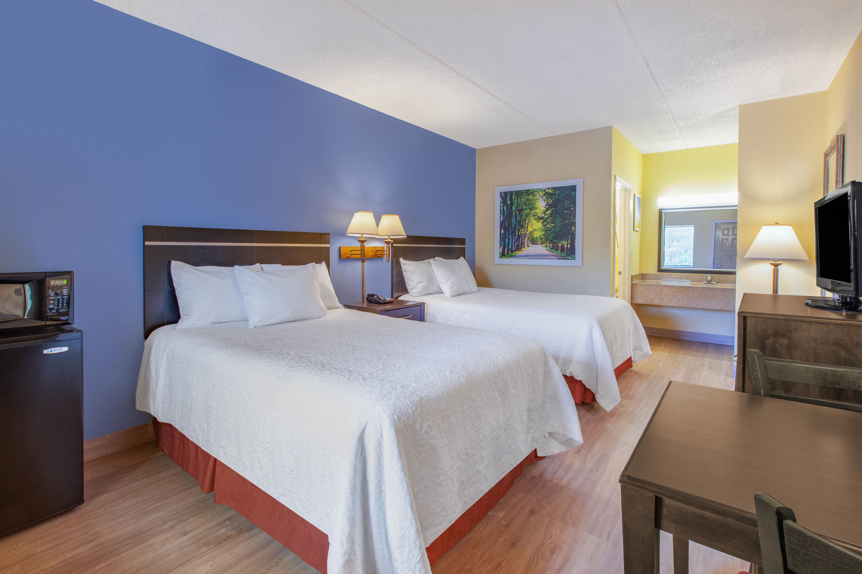 Days Inn by Wyndham Grantville Hershey North | Grantville, PA Hotels