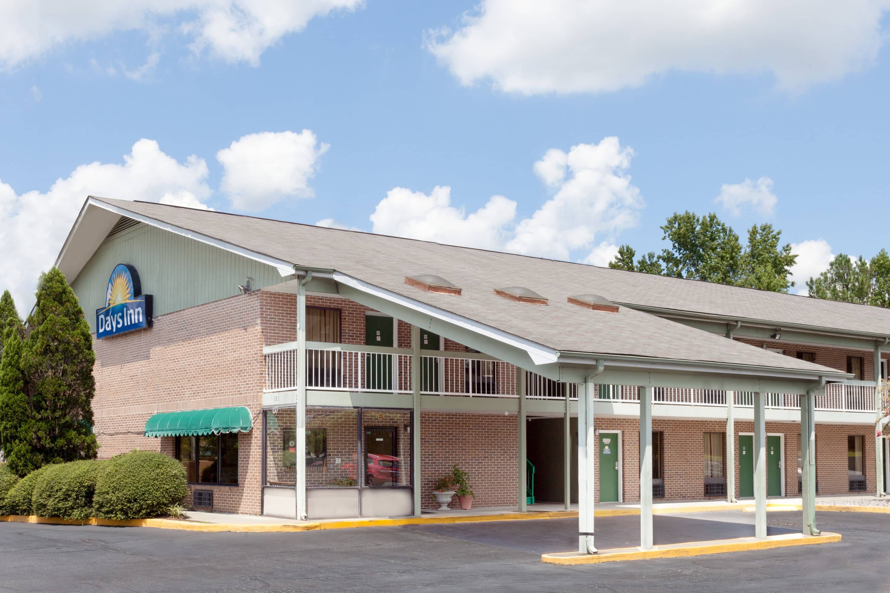 Days Inn by Wyndham Columbia NE Fort Jackson | Columbia, SC Hotels