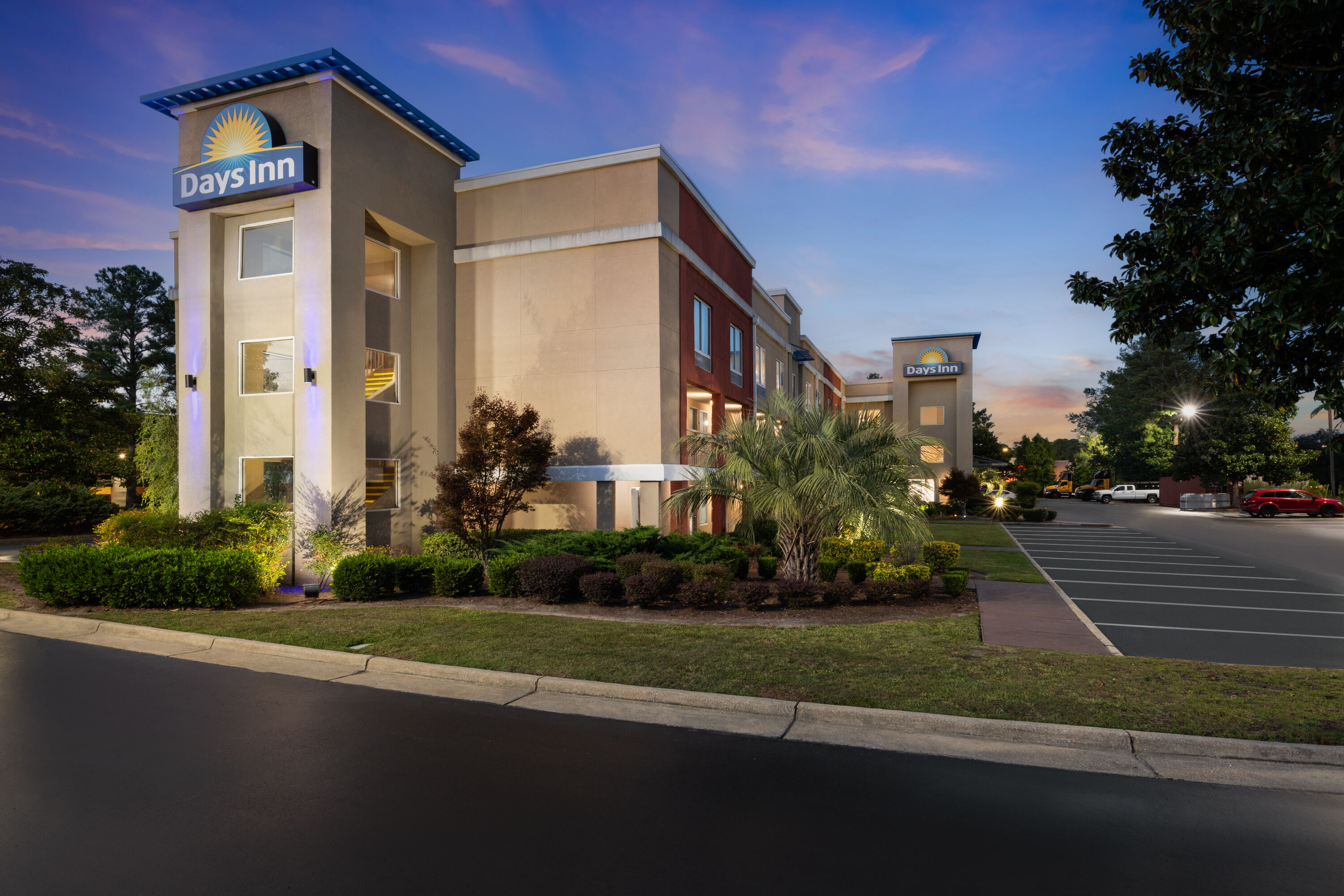 Days Inn by Wyndham Florence Near Civic Center | Florence, SC Hotels