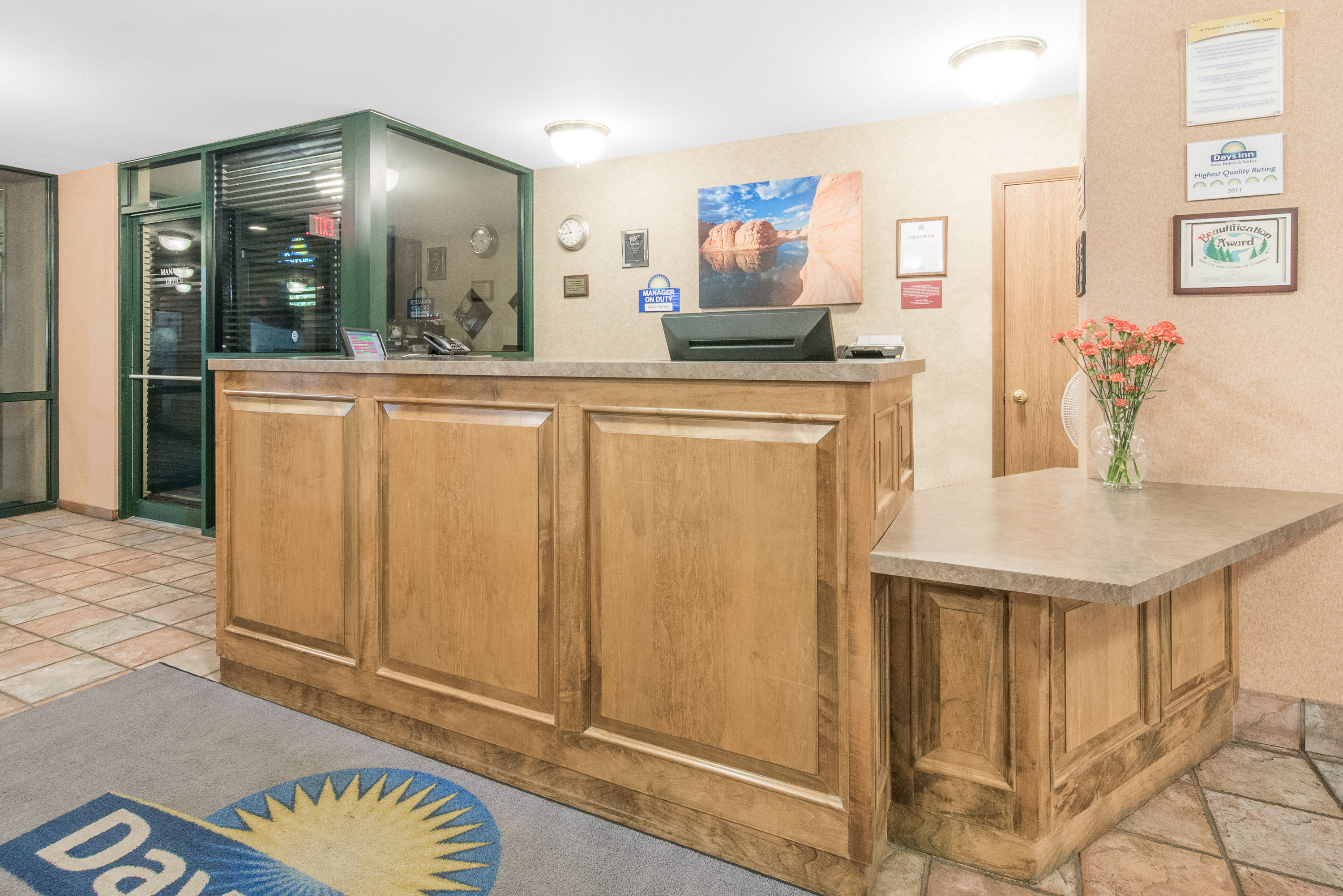 Days Inn by Wyndham West Rapid City | Rapid City, SD Hotels