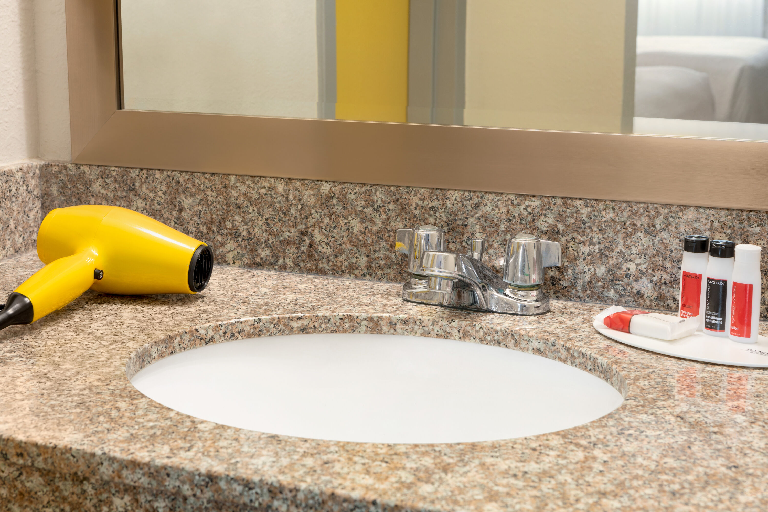 Hotel Bo, a Days Inn by Wyndham Chattanooga Downtown | Chattanooga, TN ...