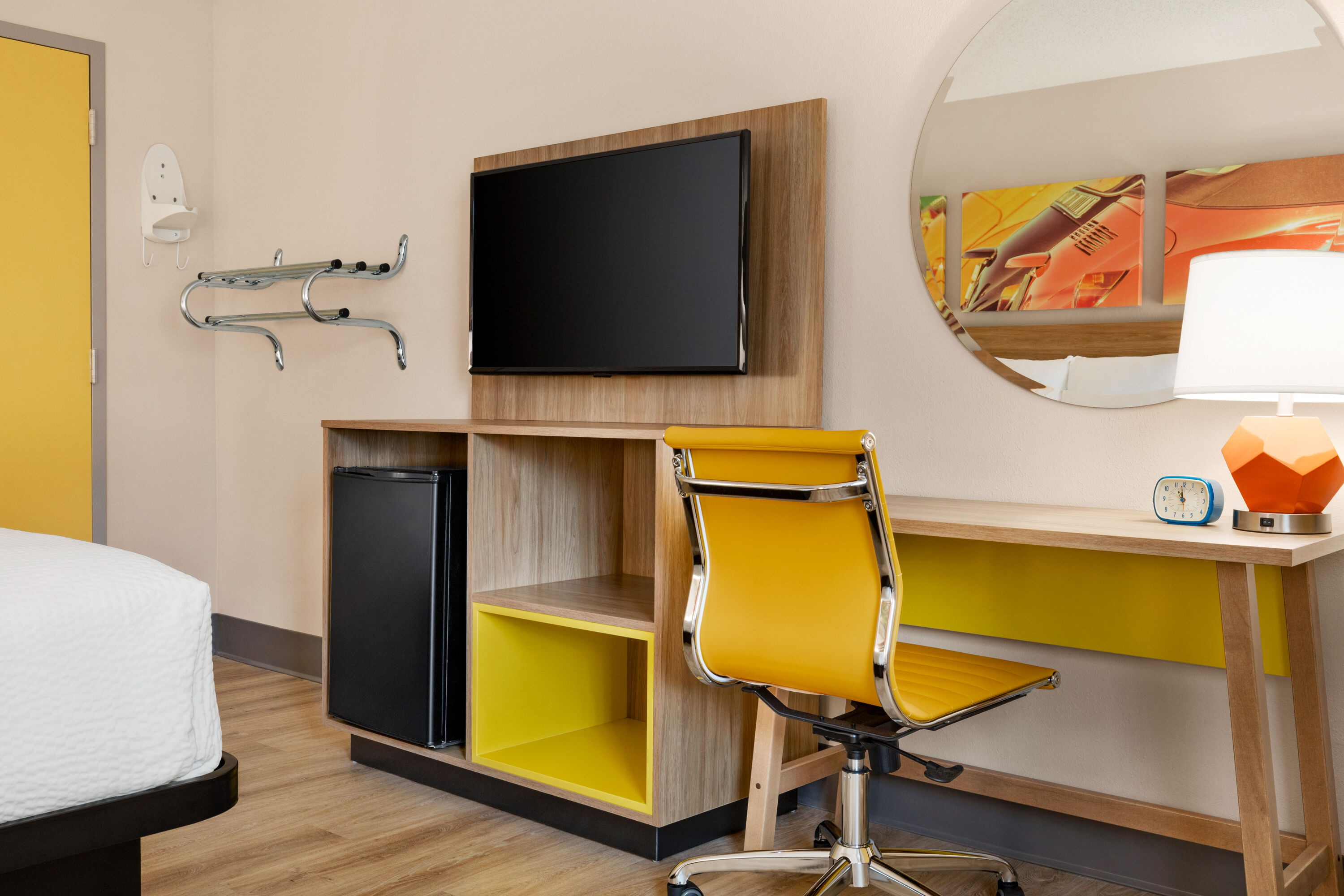 Hotel Bo, a Days Inn by Wyndham Chattanooga Downtown | Chattanooga, TN ...