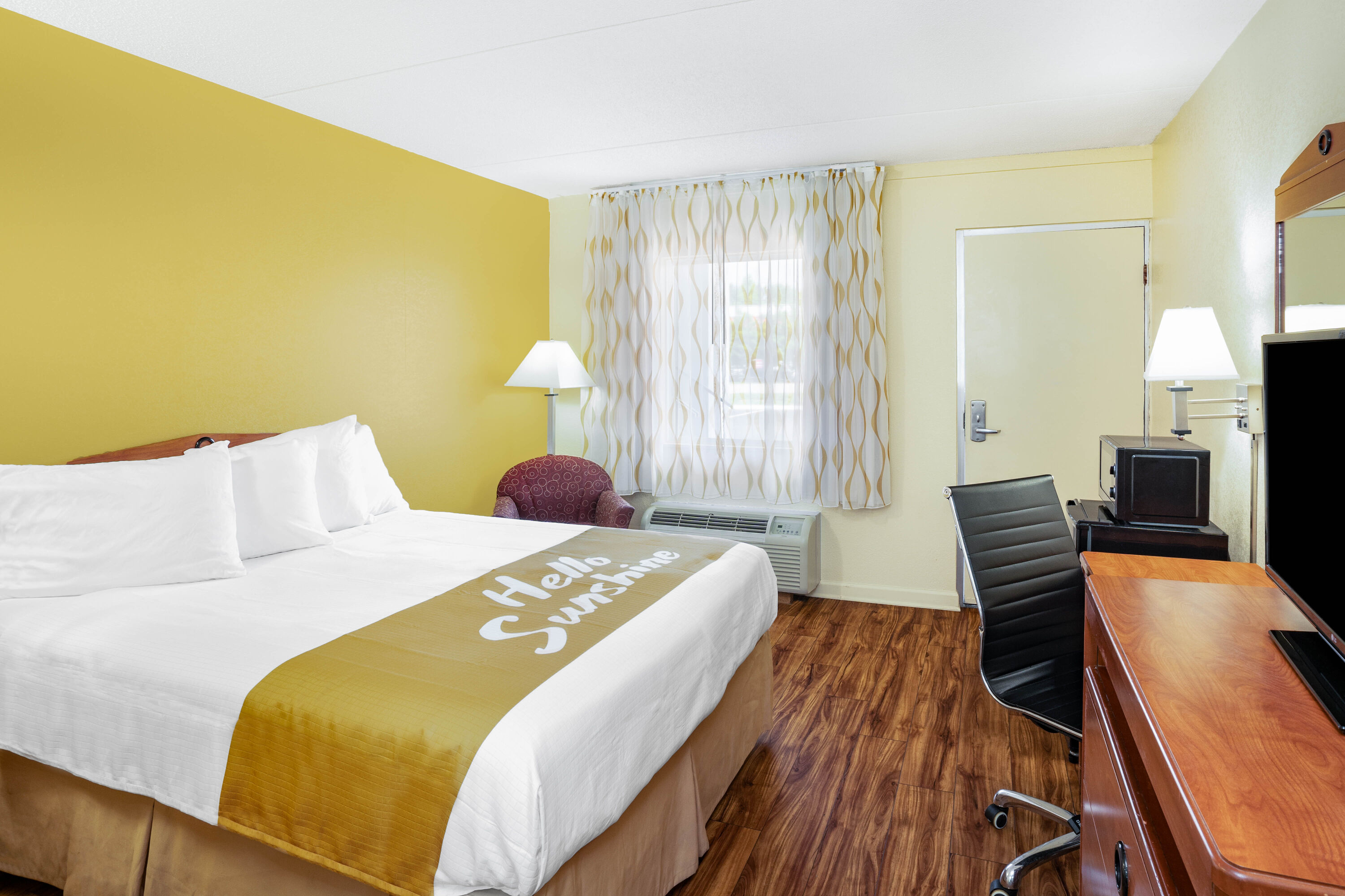 Days Inn by Wyndham Clarksville TN | Clarksville, TN Hotels