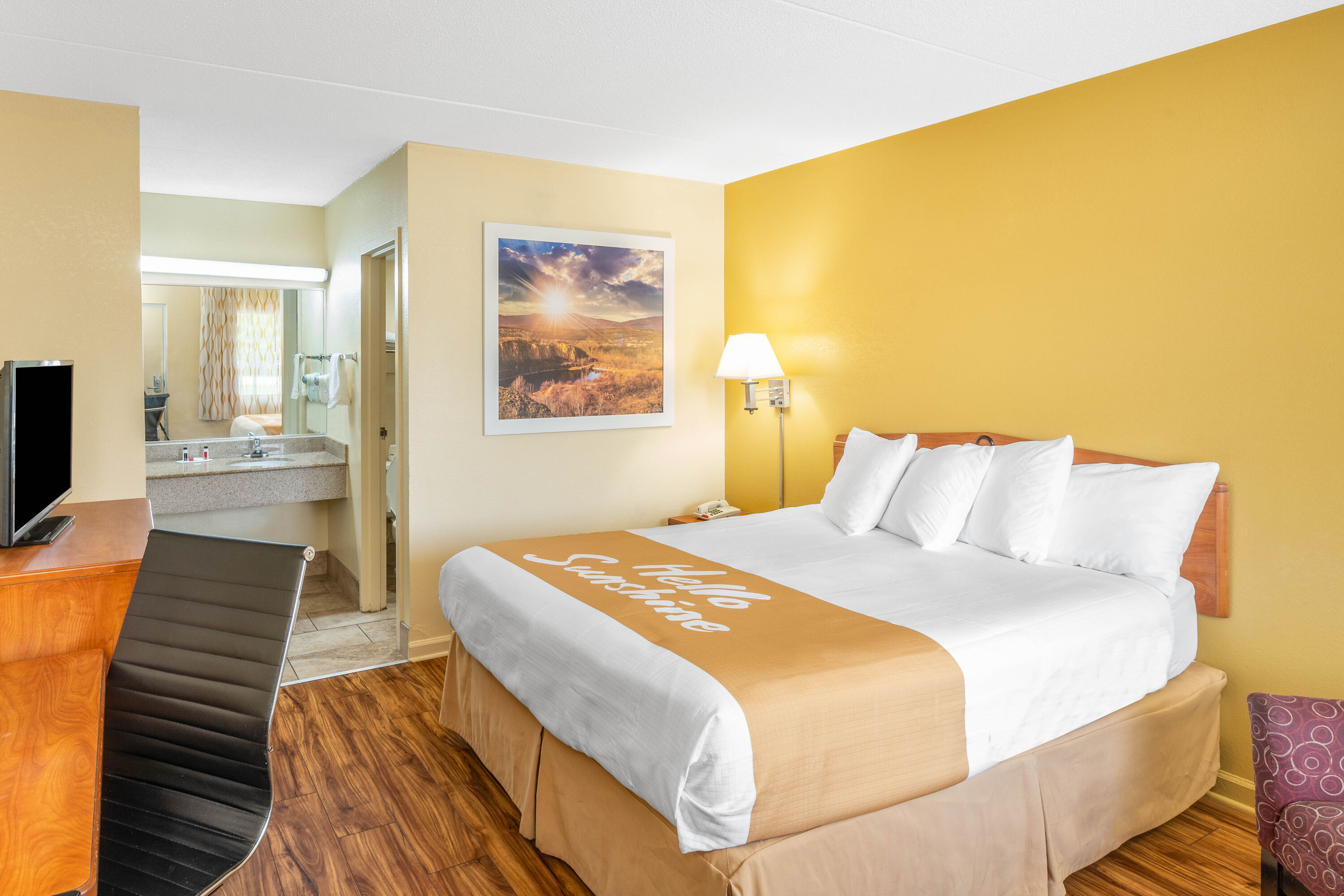 Days Inn by Wyndham Clarksville TN | Clarksville, TN Hotels