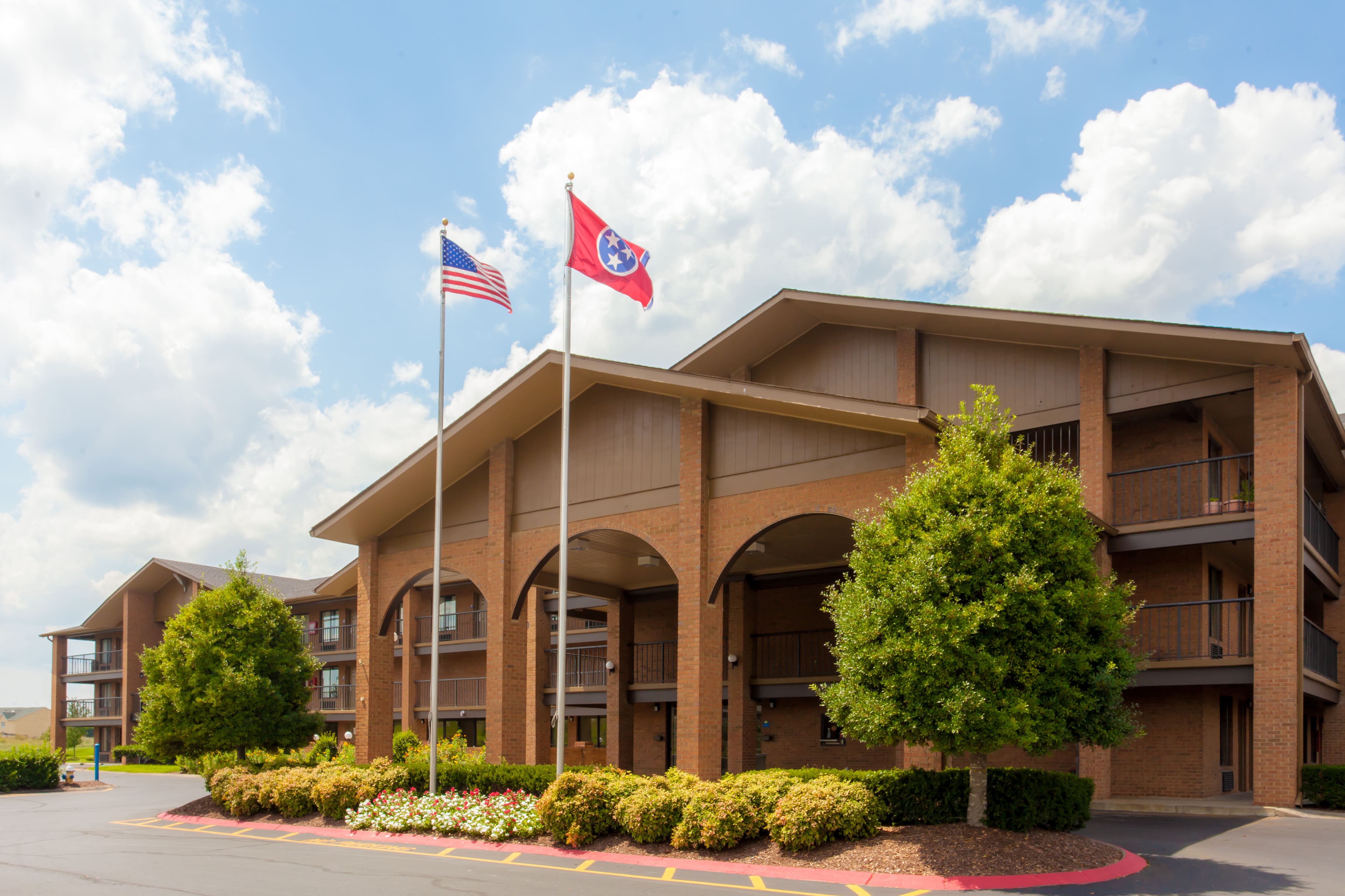 Days Inn by Wyndham Lebanon | Lebanon, TN Hotels